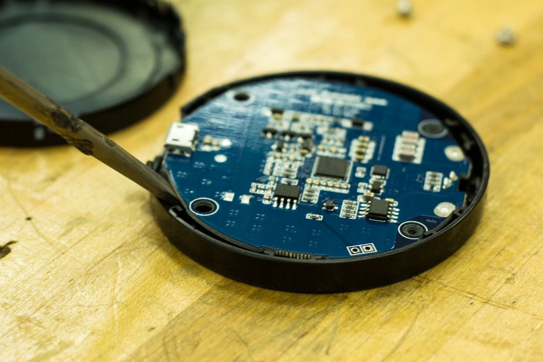 Build a Hidden Qi Wireless Phone Charger! : 6 Steps (with Pictures ...