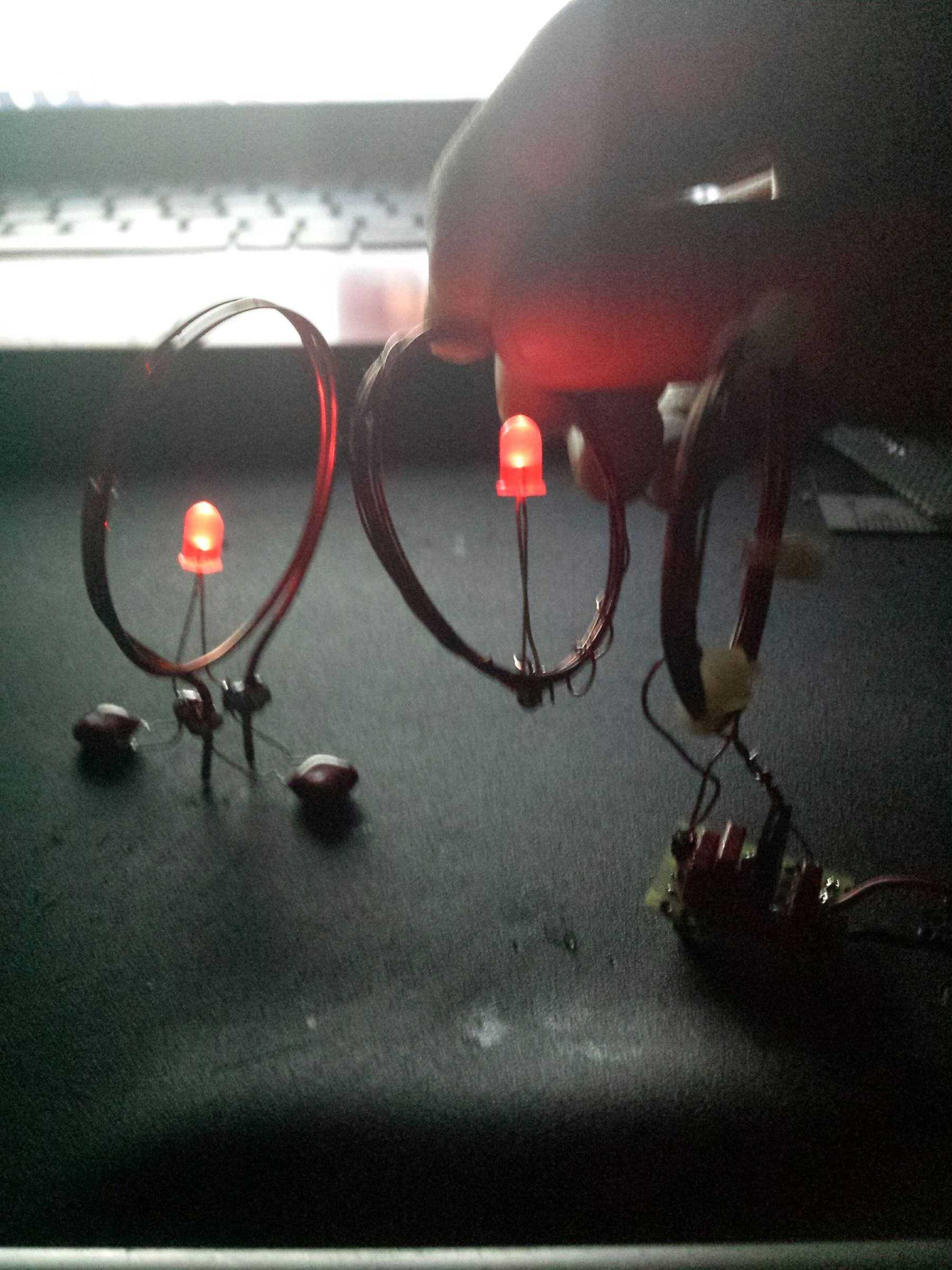 Wireless Power Transfer (Simple and Fast Way) : 7 Steps - Instructables