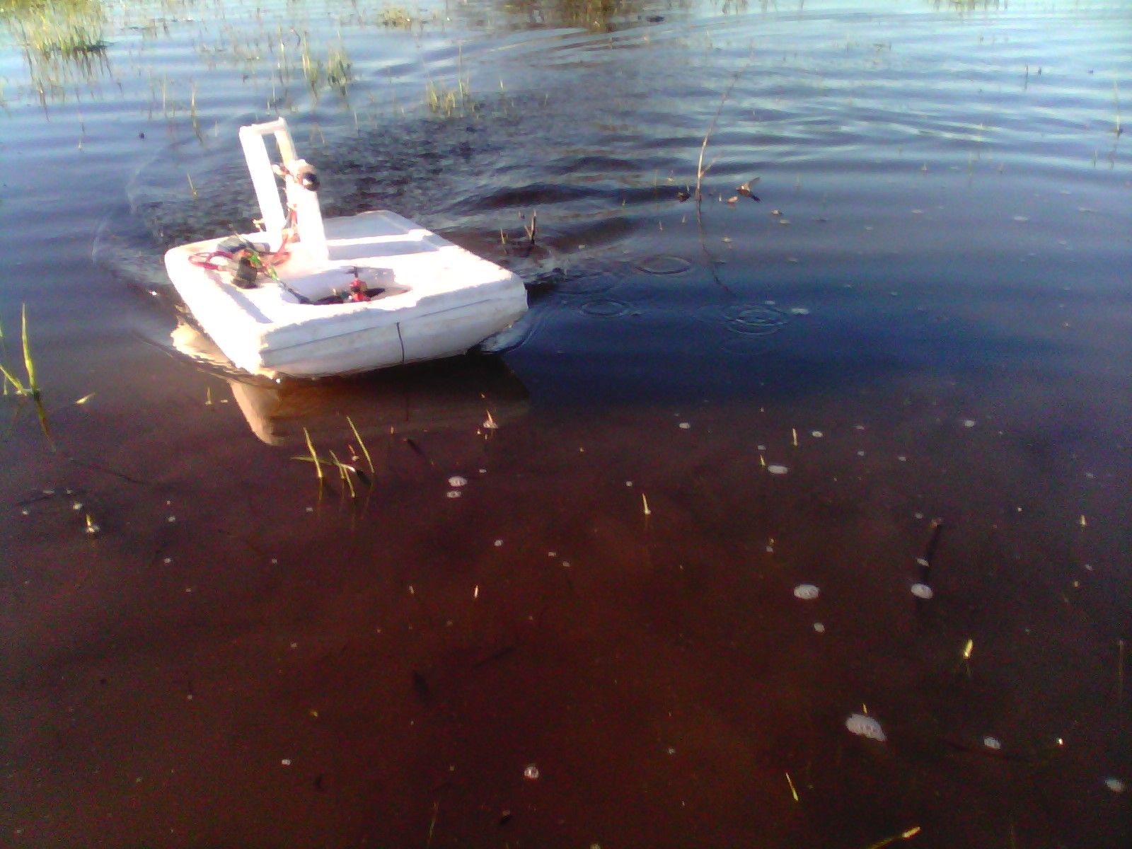 RC Hovercraft Everyone Can Build! : 4 Steps (with Pictures) - Instructables