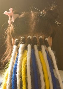How to Install Single Ended Dreads. : 4 Steps - Instructables