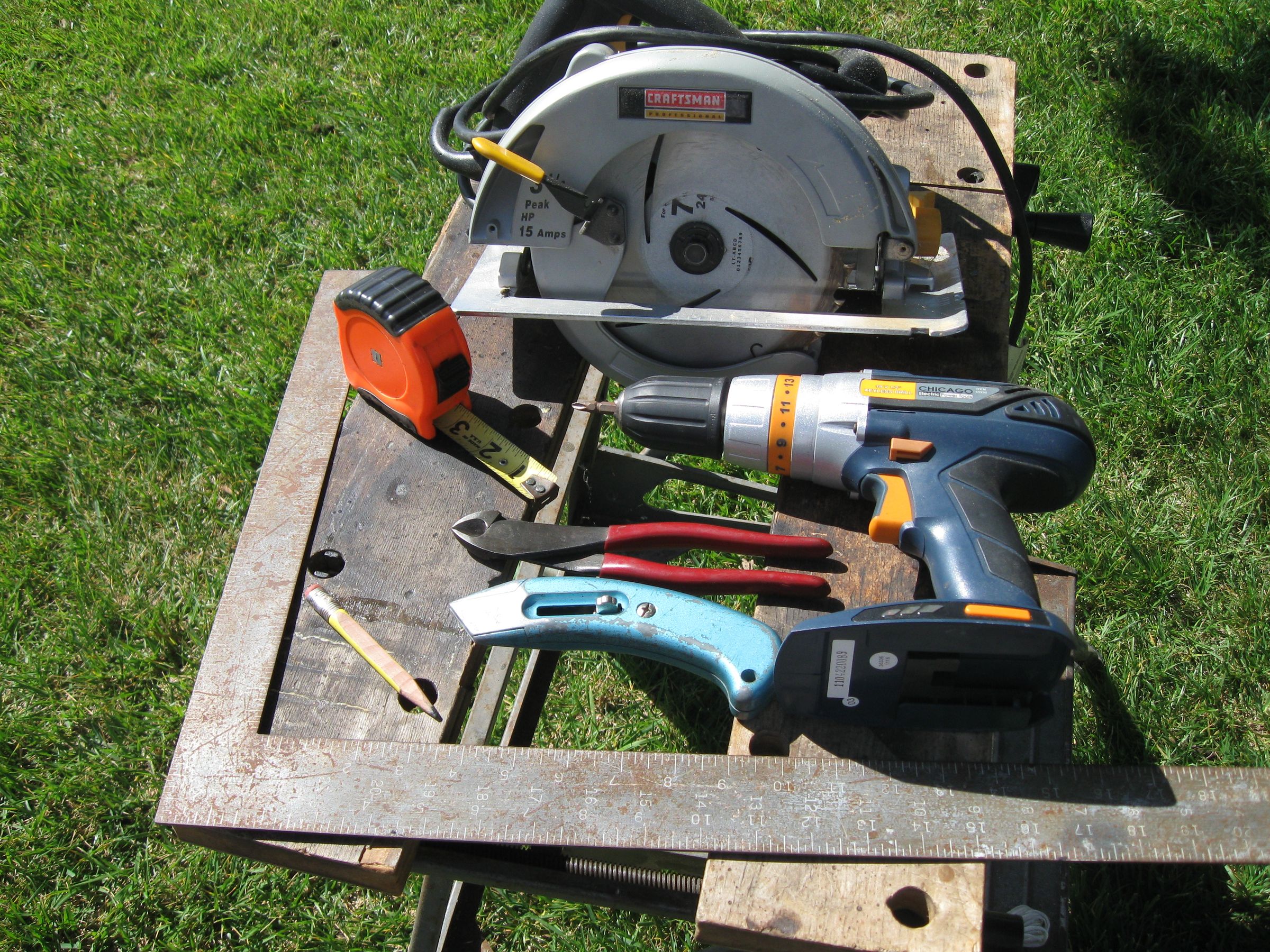 Free "Catch'em Live" Trap : 12 Steps (with Pictures) - Instructables