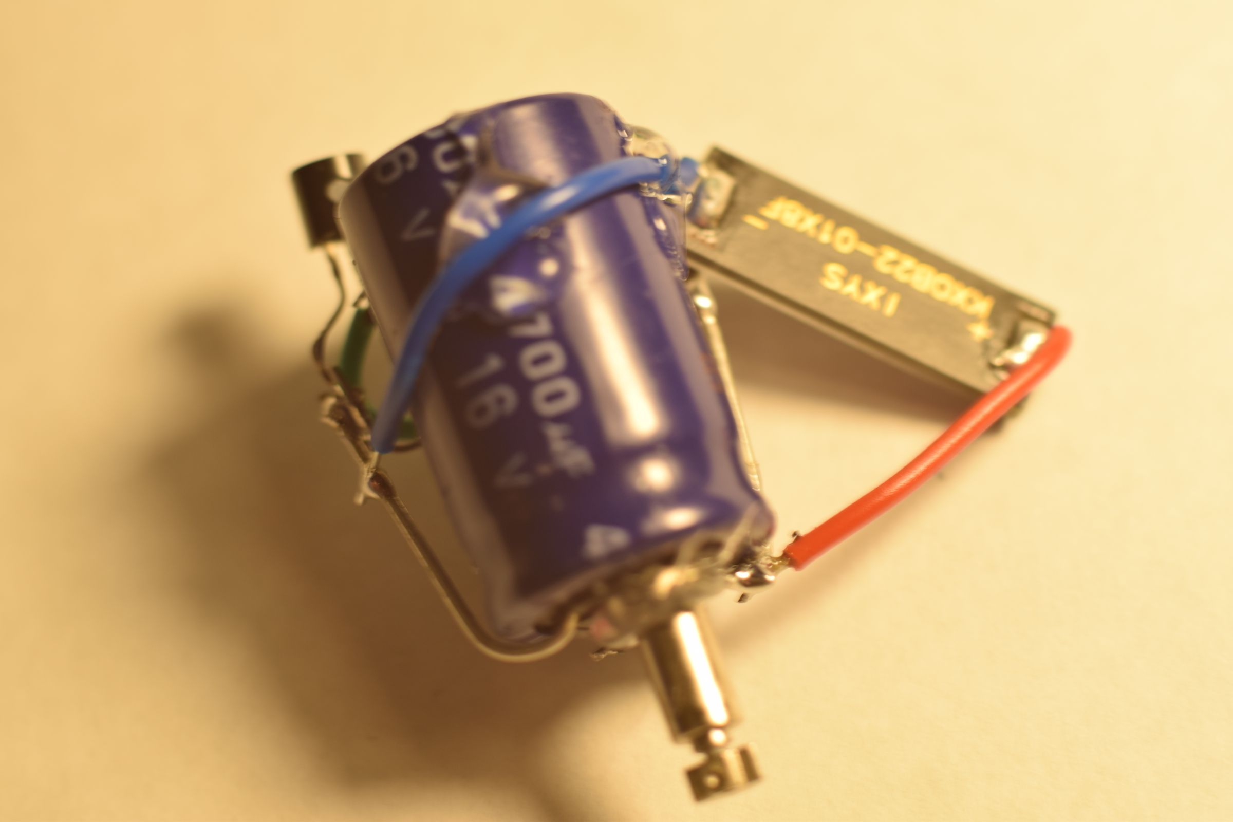 Make a Solar Powered Bug Robot : 9 Steps (with Pictures) - Instructables