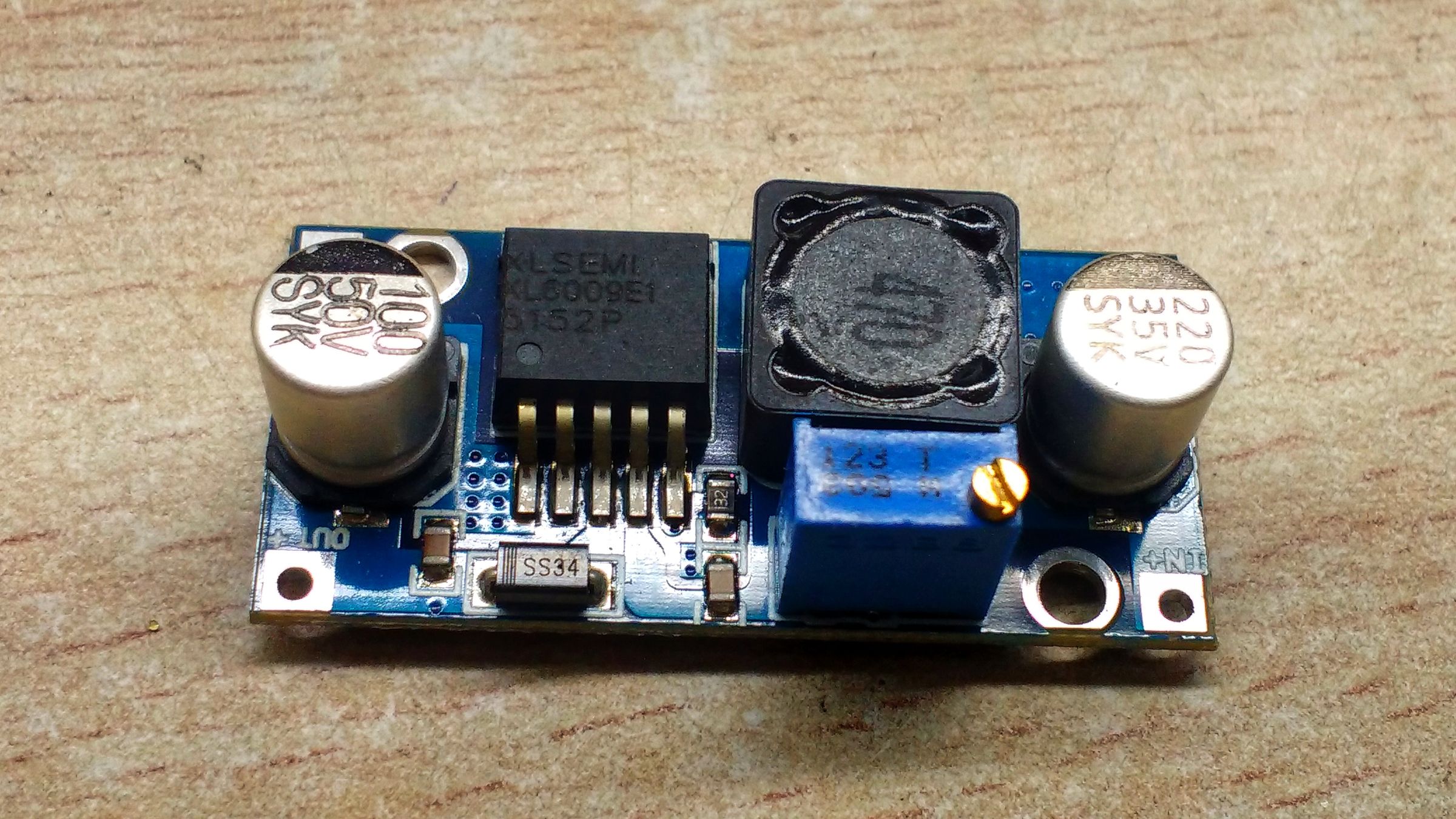 How to Make Power Bank on Your Own Easily : 7 Steps (with Pictures ...