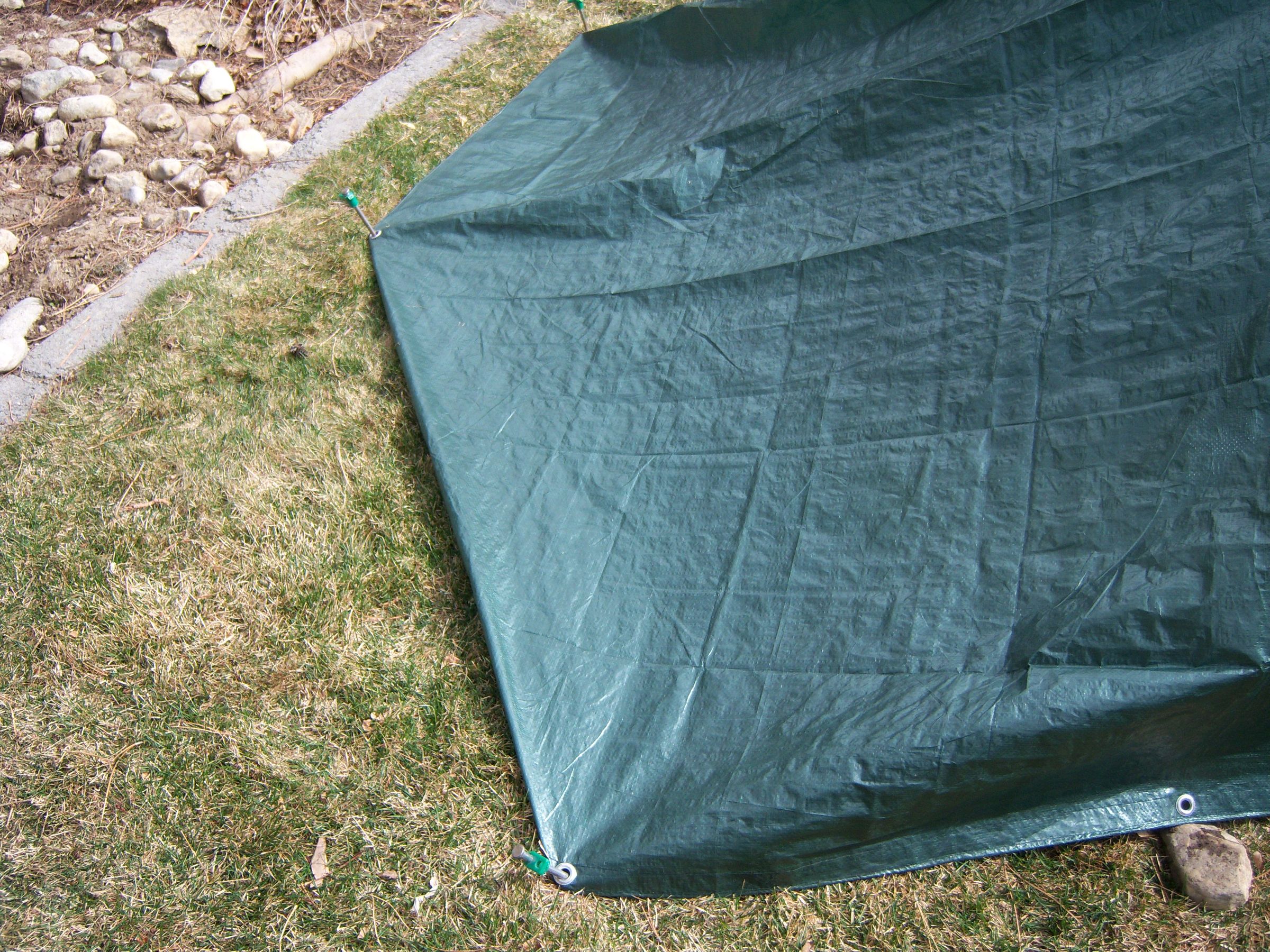 The Ultimate Tarp Survival Shelter/Backpacking Tent : 6 Steps (with ...