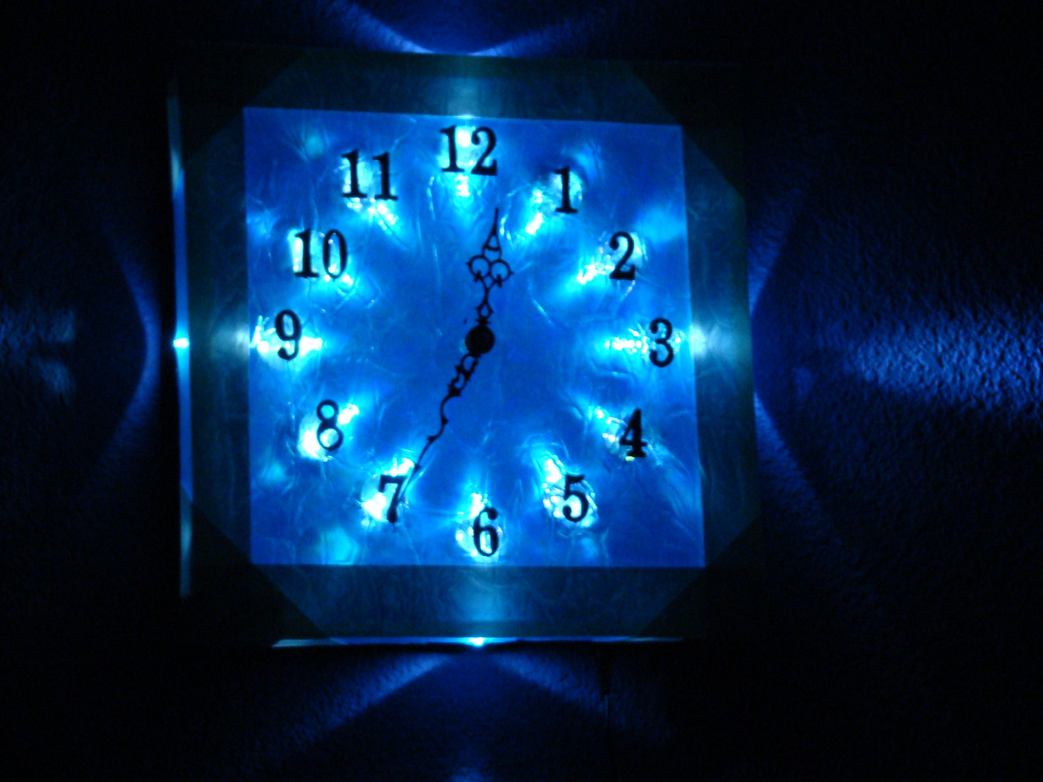 Glass Clock With Led Backlight 5 Steps With Pictures Instructables