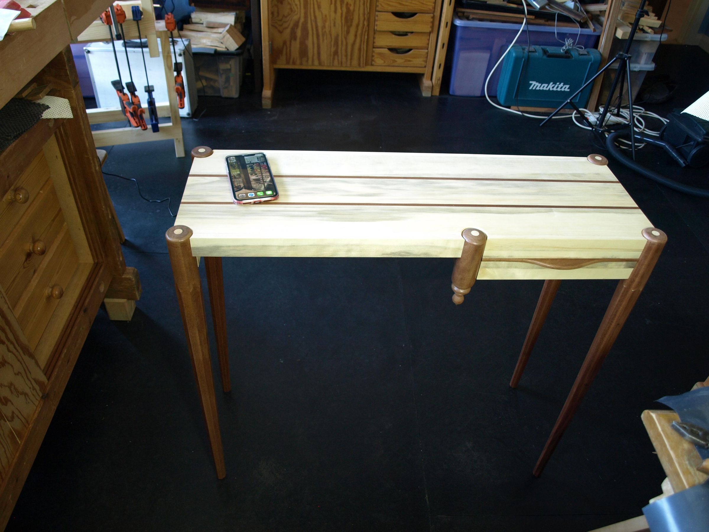 Compact "Yacht" Desk : 5 Steps (with Pictures) - Instructables