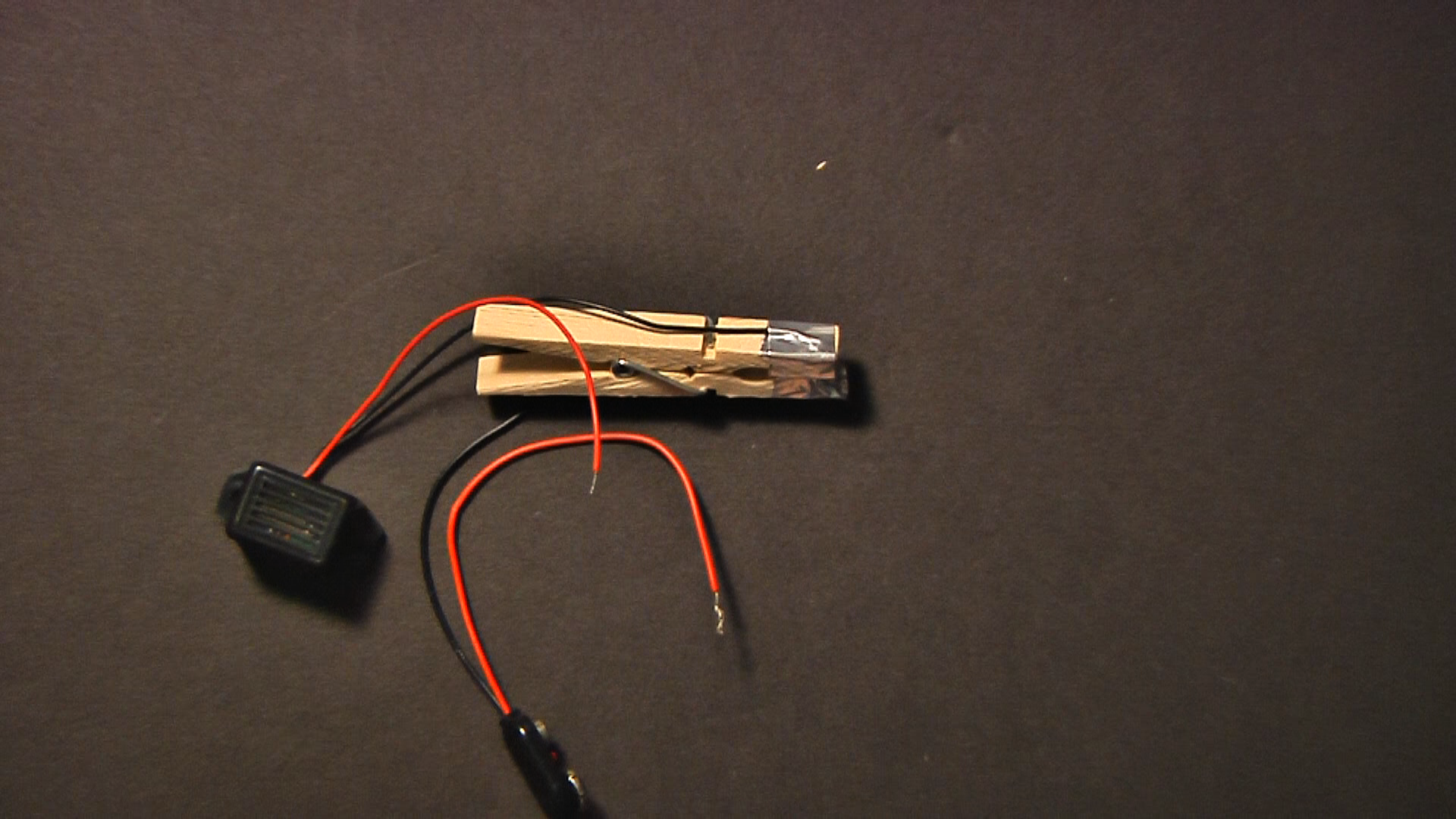 Room Alarm : 11 Steps - Instructables