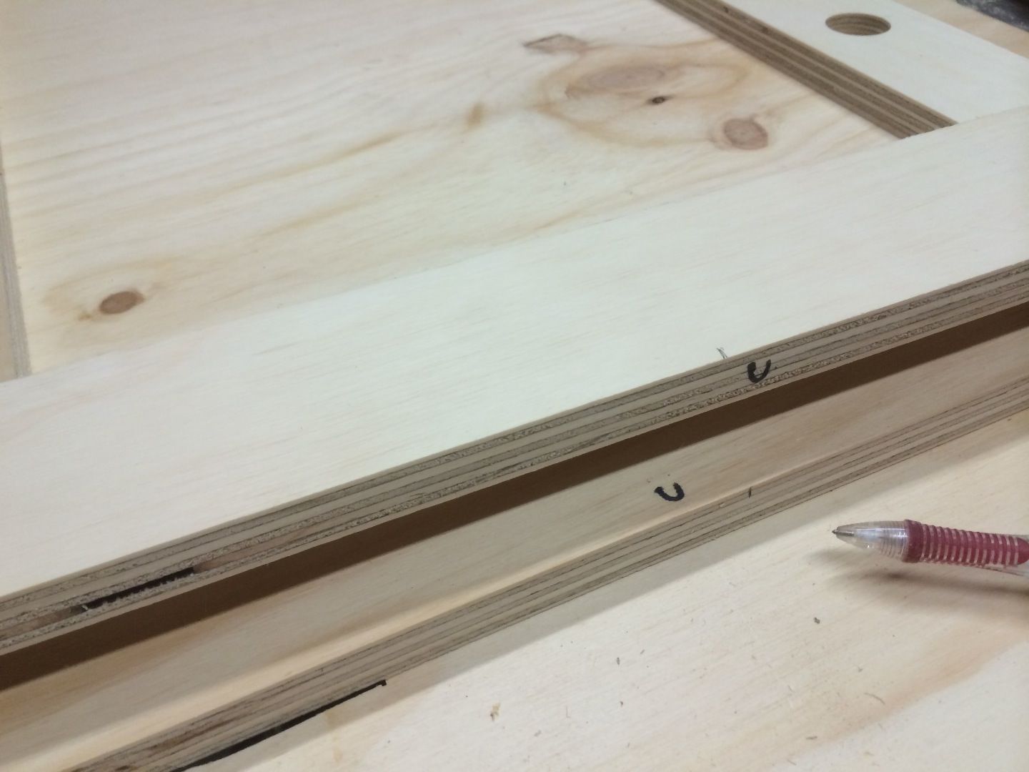 MFT My Fabulous Table : 12 Steps (with Pictures) - Instructables