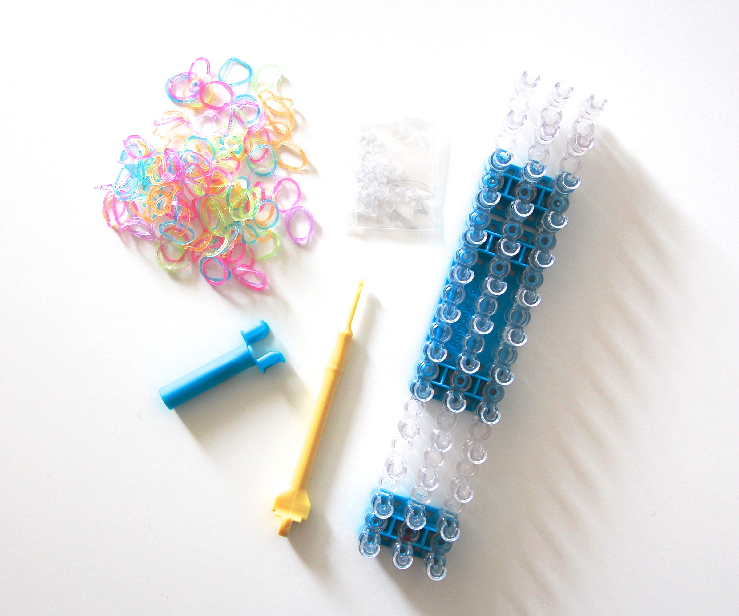 Single Rainbow Loom Bracelet : 5 Steps (with Pictures) - Instructables