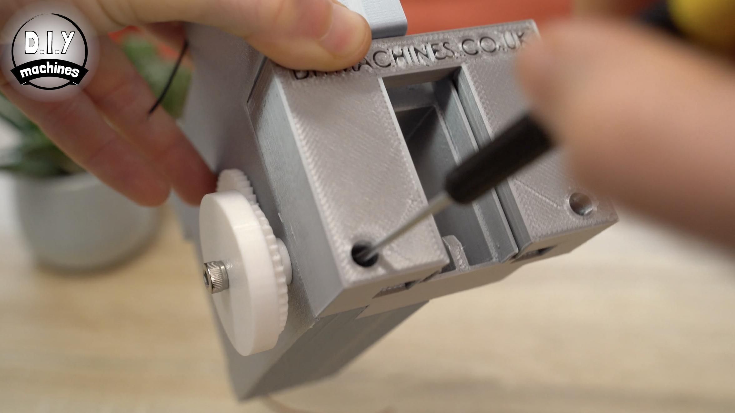 RC Arduino Domino Layer With Bluetooth App Control : 42 Steps (with ...