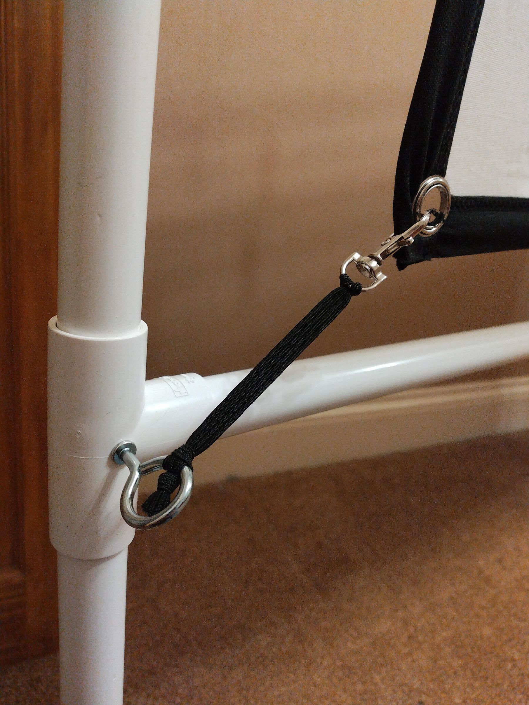 PVC Portable Projector Screen : 4 Steps (with Pictures) - Instructables