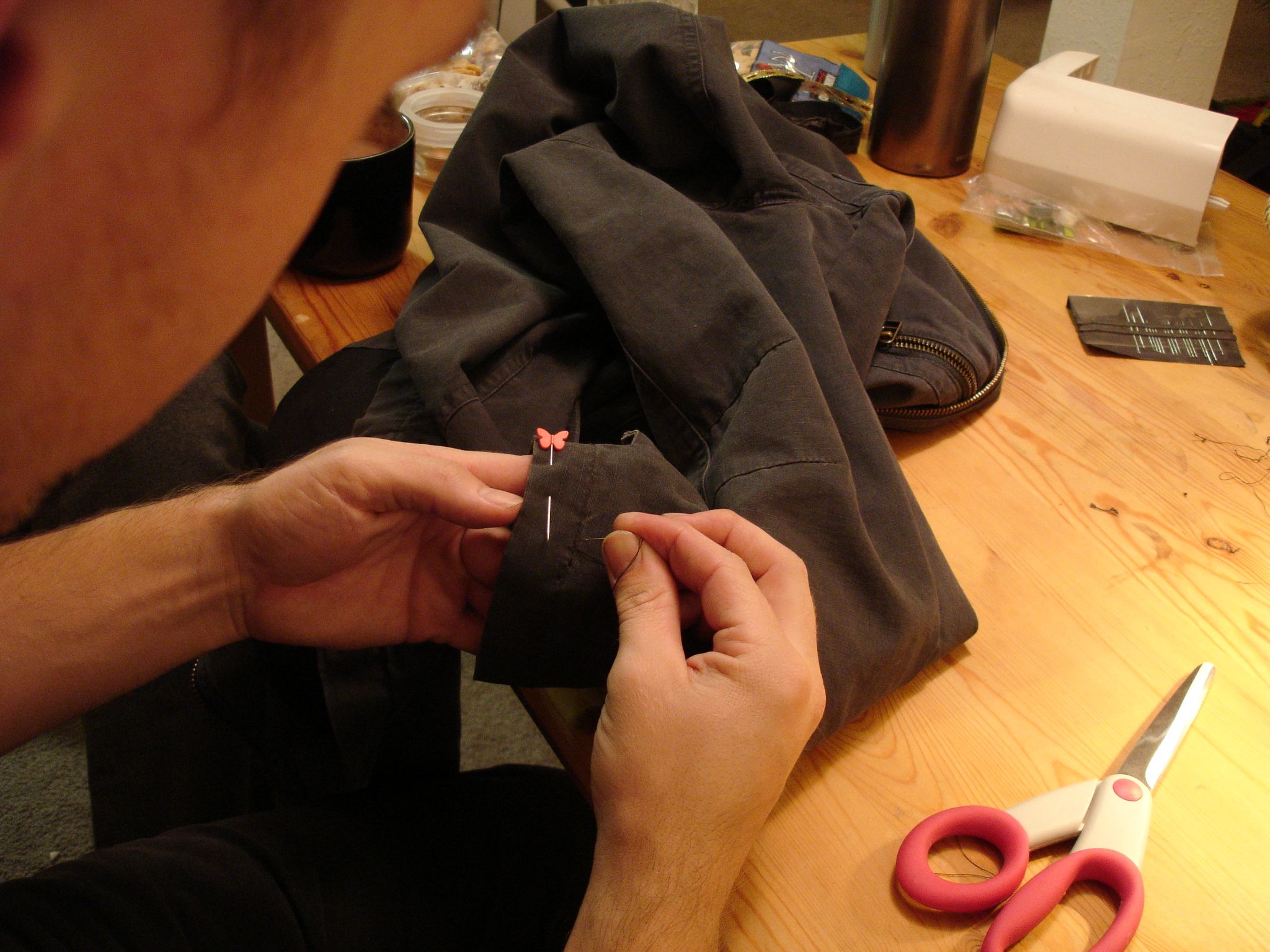 Tailor Your Jacket Sleeves : 6 Steps (with Pictures) - Instructables