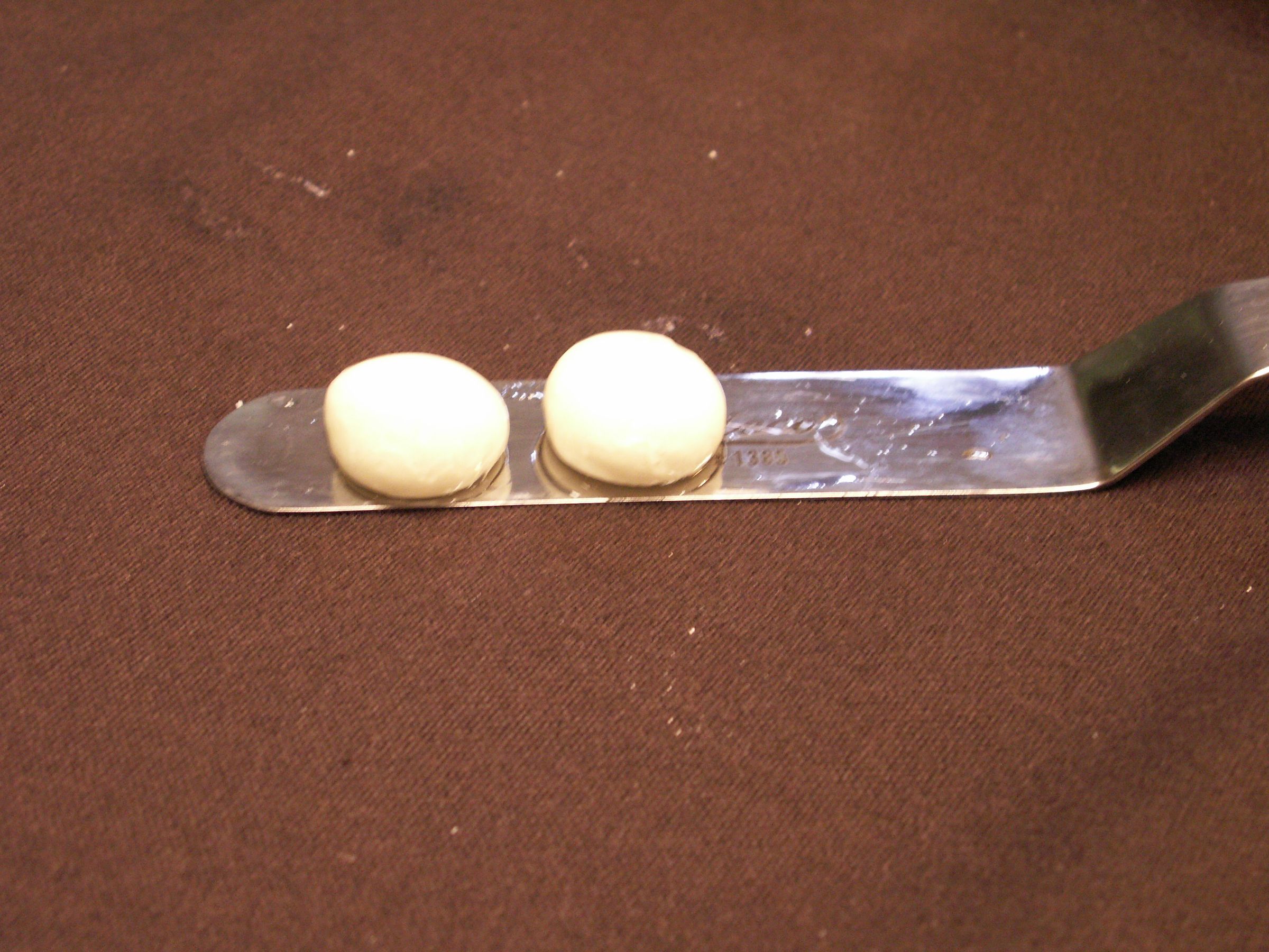 Oysters With Spicy Lemon Pearls, Reverse Spherification : 6 Steps (with ...