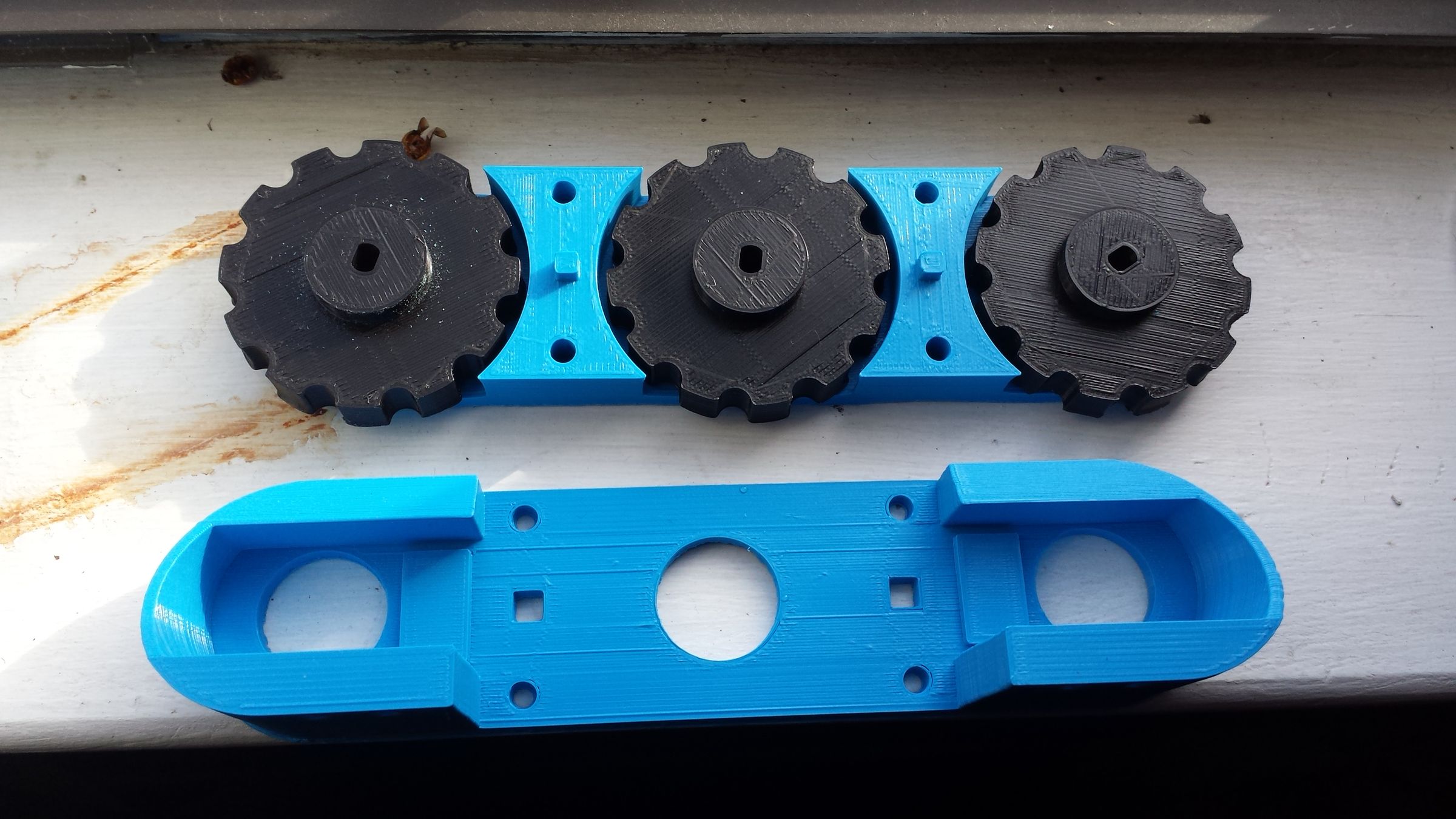 Arduino Line Follower Robot With Pololu QTR-8RC and L293D Motor Driver ...