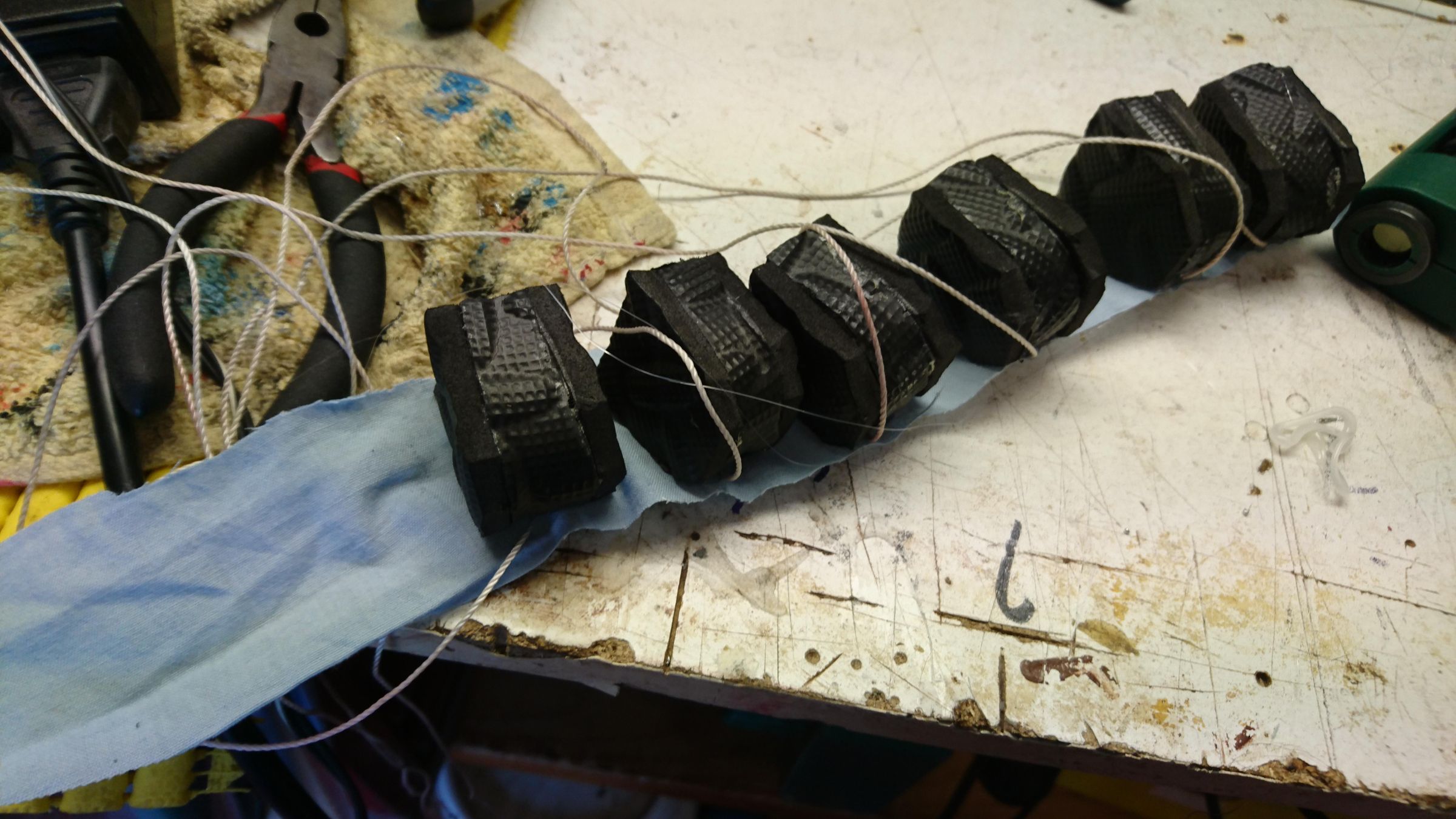 EVA Foam Robot Costume : 16 Steps (with Pictures) - Instructables