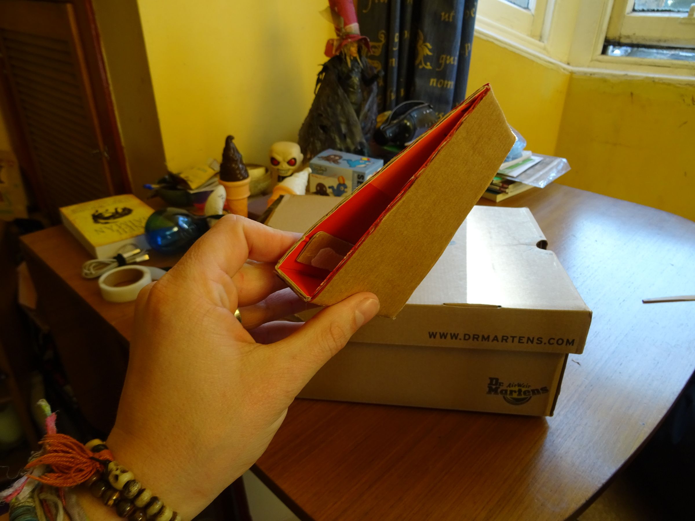 Shoe Box Spaceship : 9 Steps (with Pictures) - Instructables