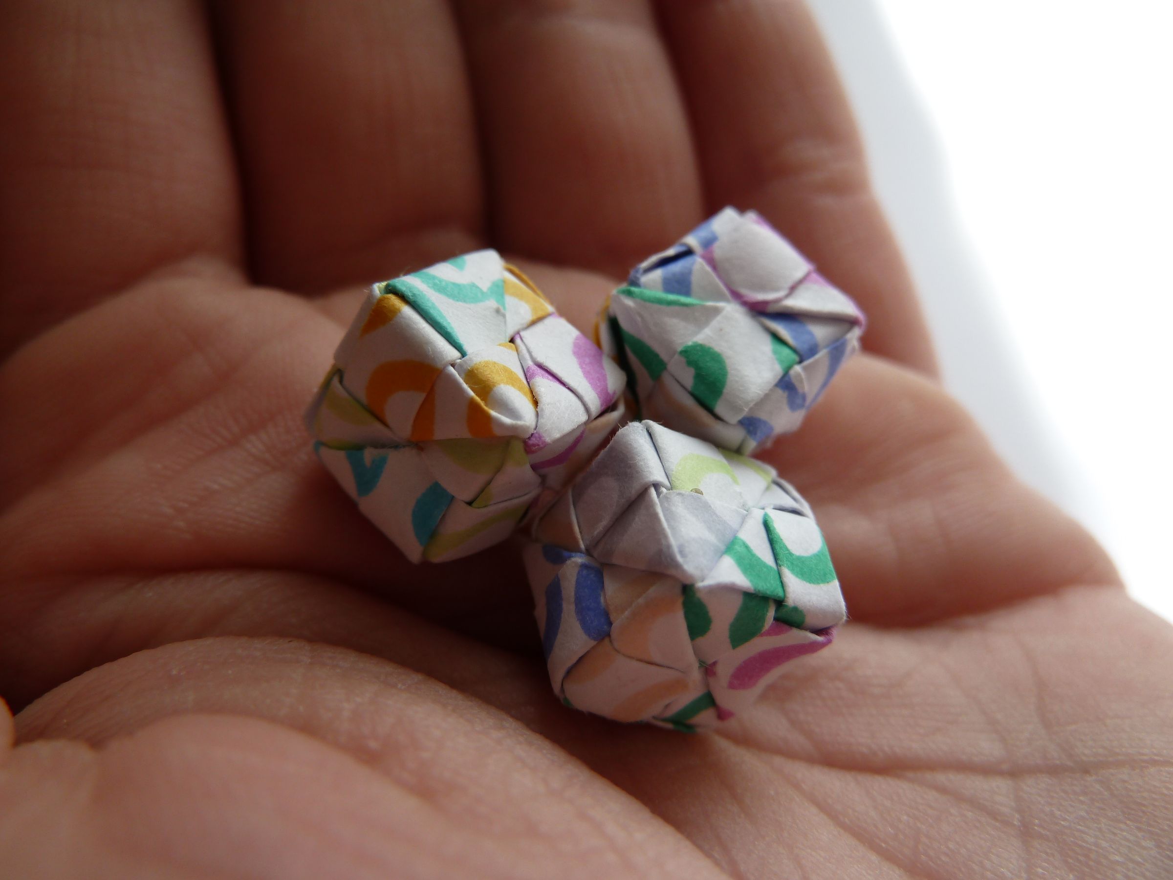 Origami Bracelet : 7 Steps (with Pictures) - Instructables