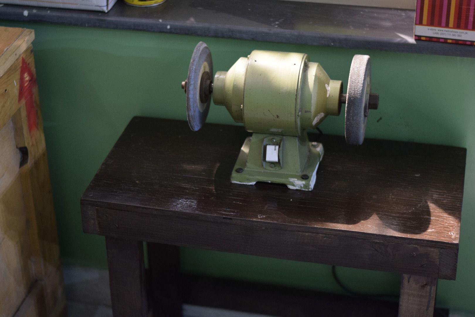 Bench Grinder Table : 8 Steps (with Pictures) - Instructables