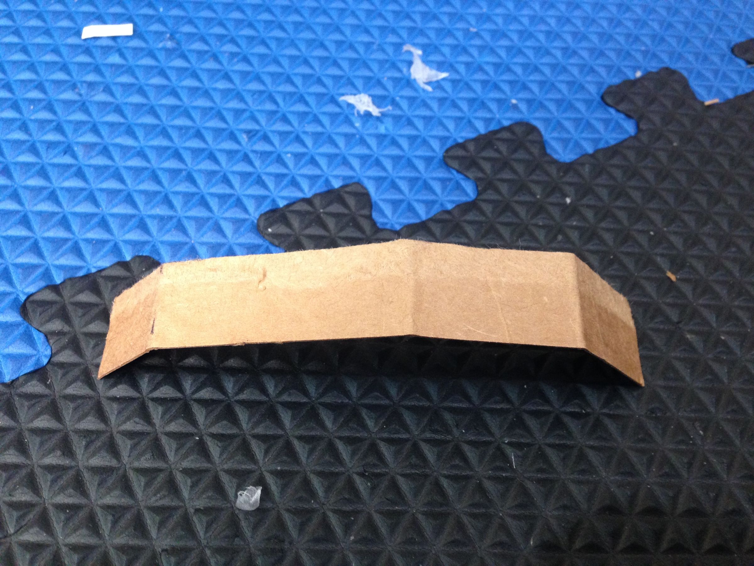 Working Cardboard Mandalorian Gauntlet: How to Make It : 14 Steps (with ...