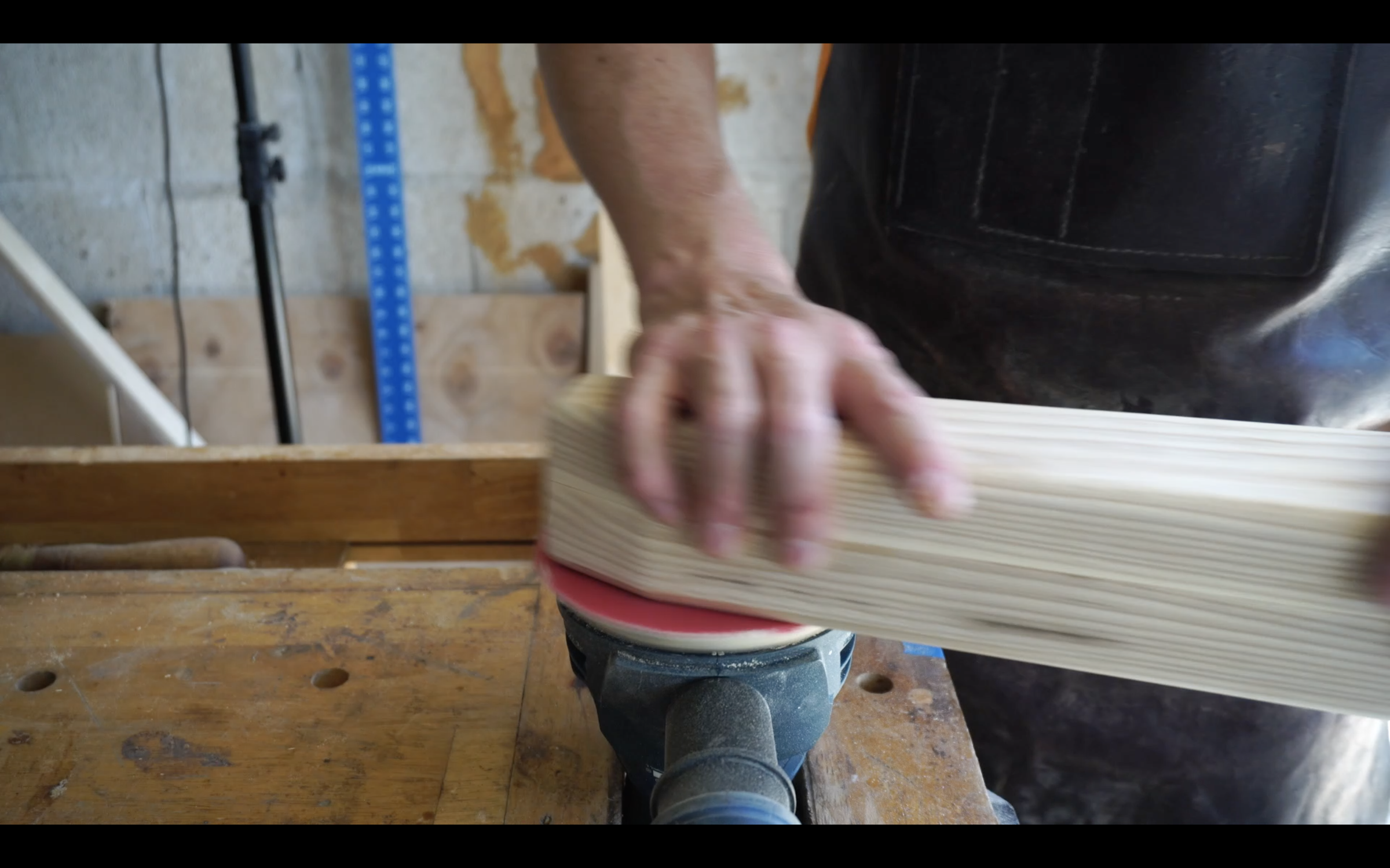 Modern Cafe Table - Small Round Table : 7 Steps (with Pictures ...