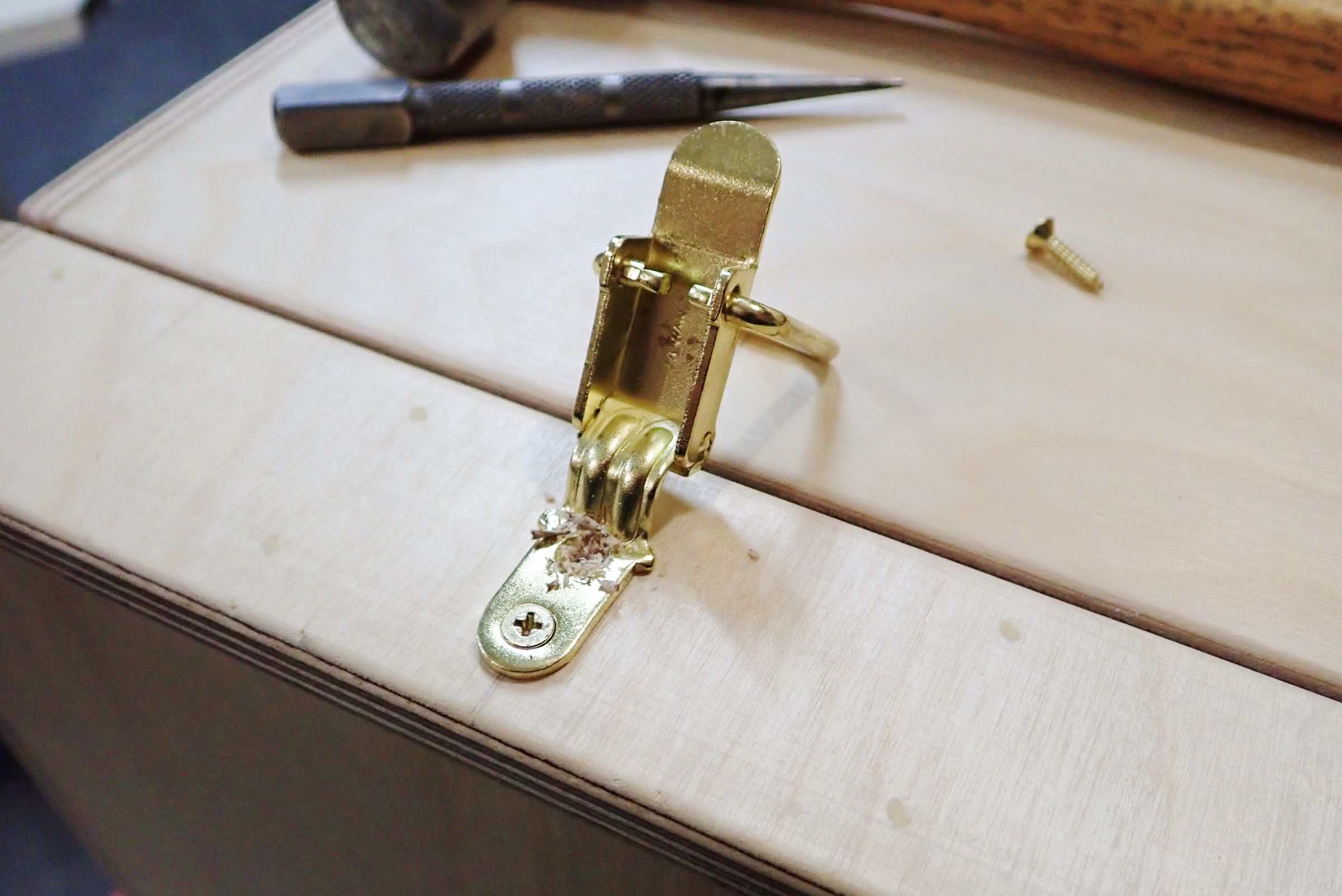 How to Make a Custom Sewing Machine Case : 18 Steps (with Pictures ...