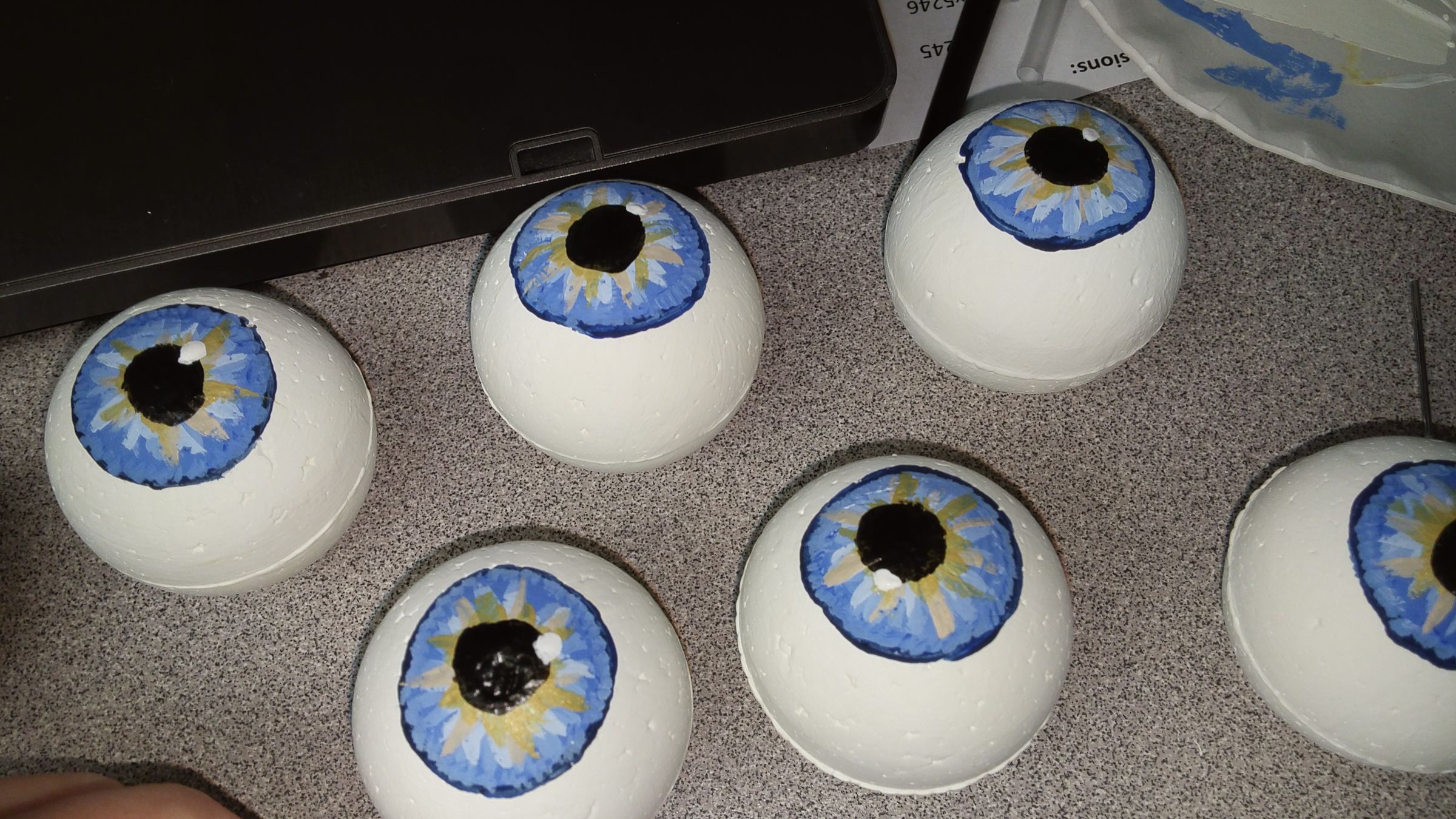 Realistic Eyeballs Out of Foam Balls : 11 Steps (with Pictures ...