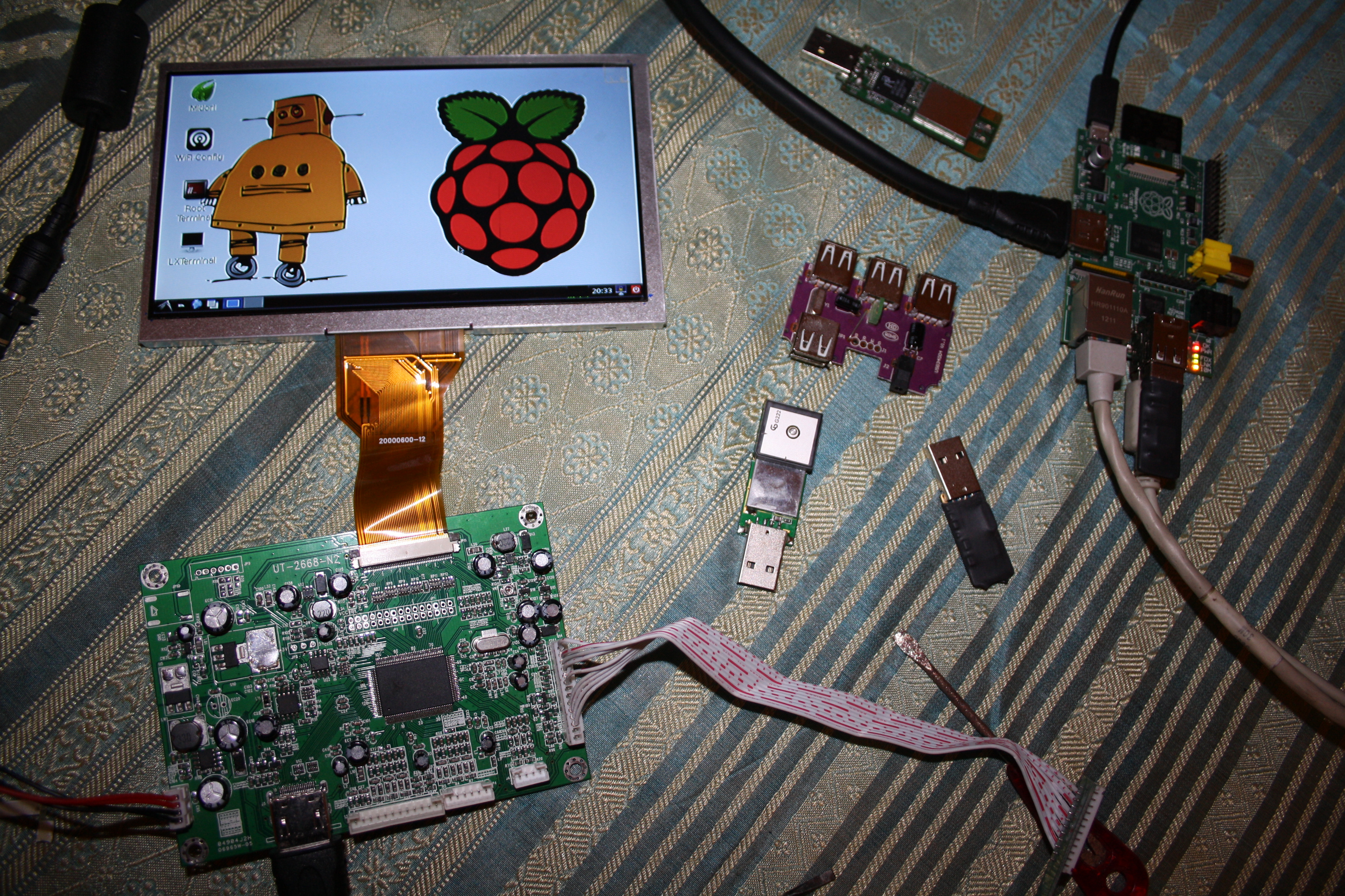 LapPi - a Raspberry Pi Netbook : 14 Steps (with Pictures) - Instructables
