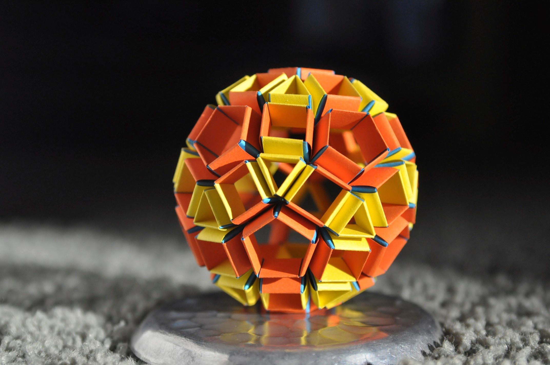 How to Make Snapology Origami : 9 Steps - Instructables