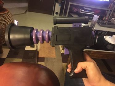 How to Build a Darkwing Duck Gas Gun : 6 Steps - Instructables