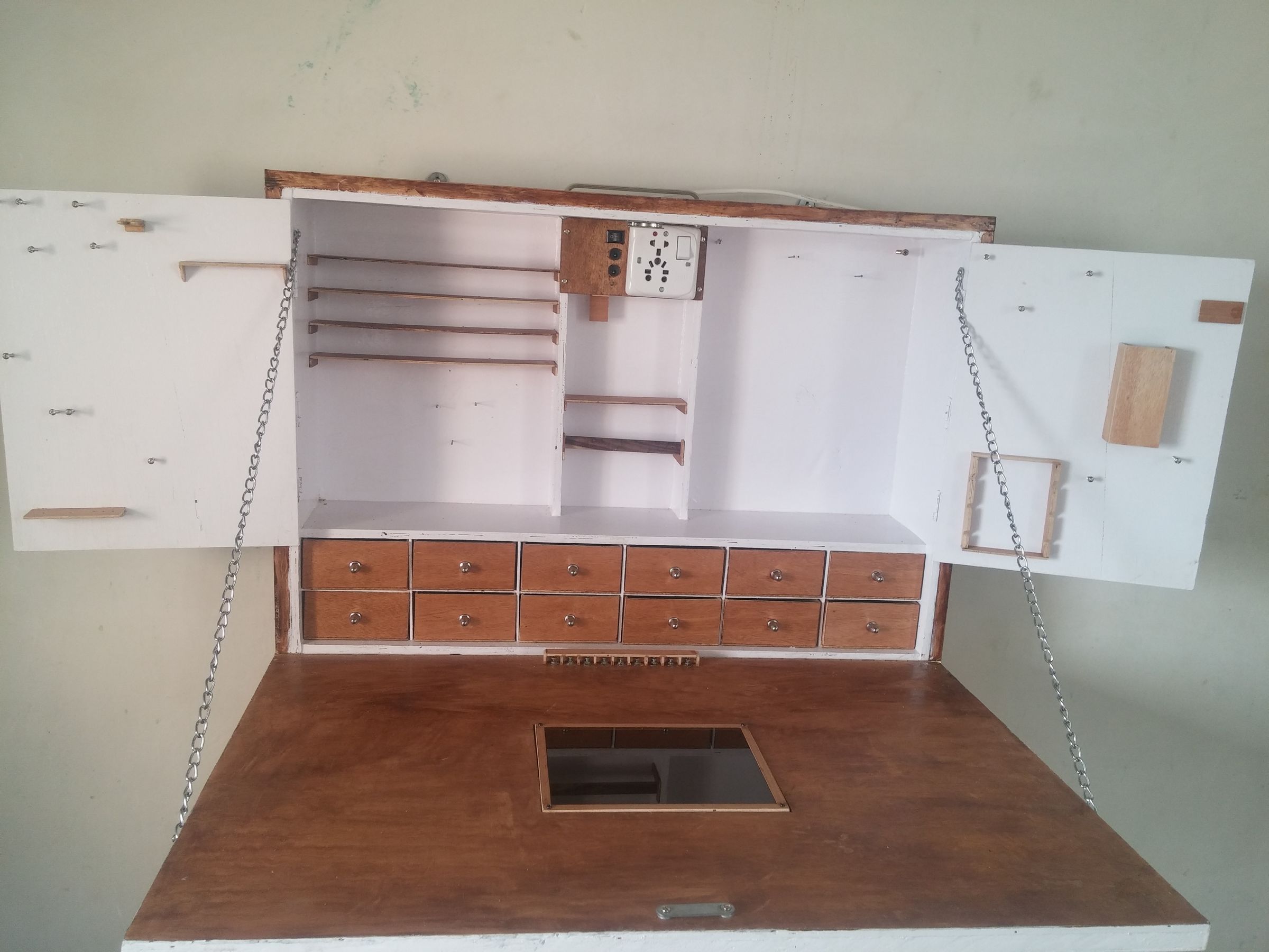 DIY PORTABLE WORK STATION : 13 Steps (with Pictures) - Instructables