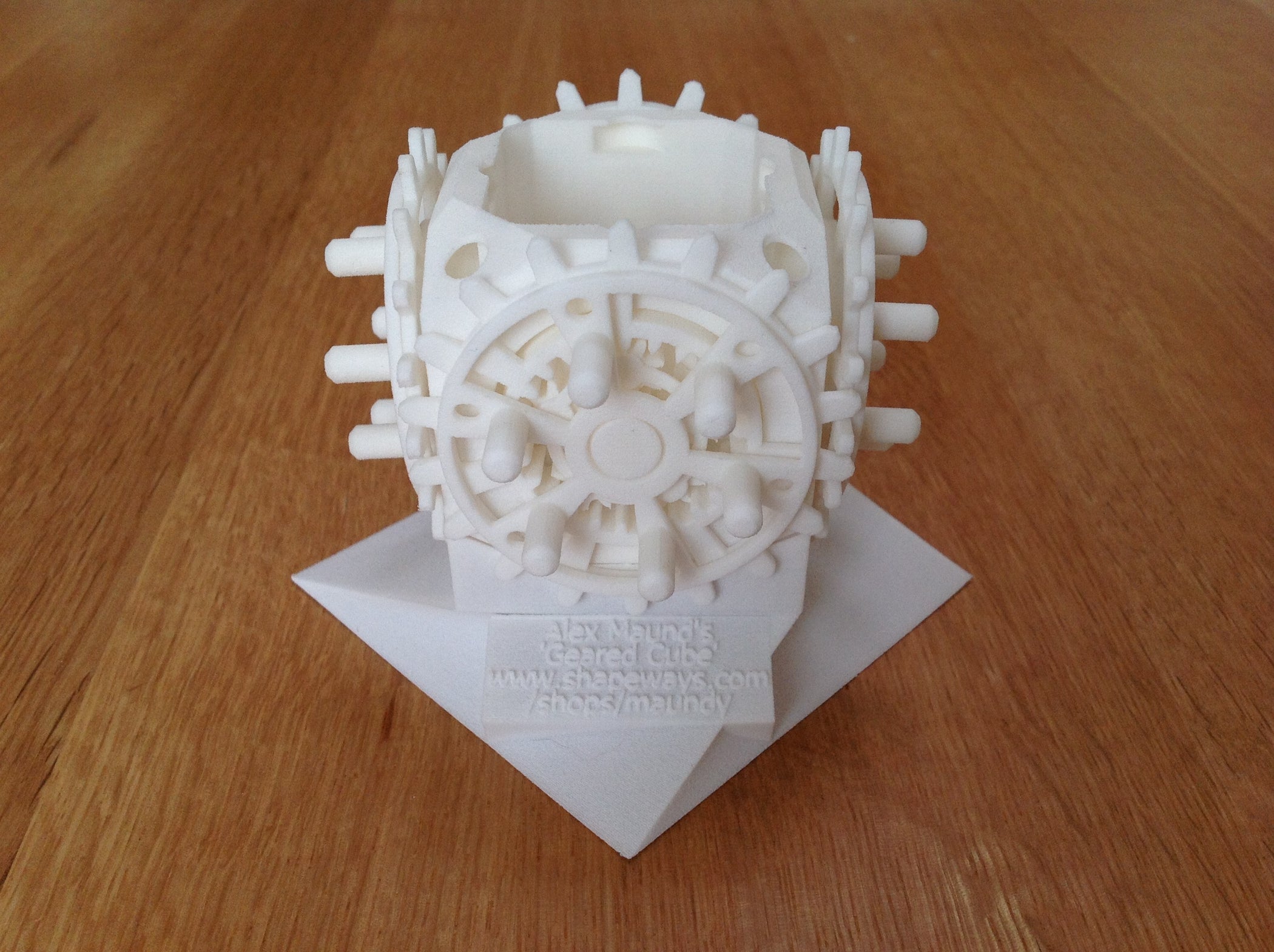 3d Printing Moving Parts Fully Assembled 28 Geared Cube 3 Steps