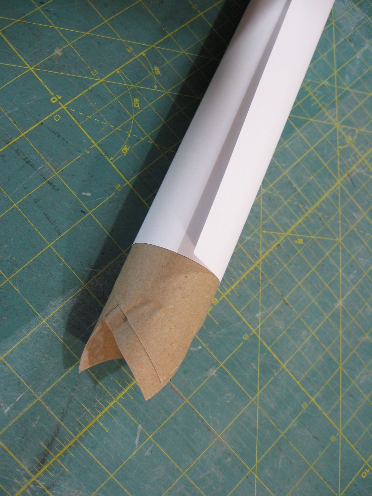 Make Your Own Kraft Paper Tubes : 8 Steps (with Pictures) - Instructables