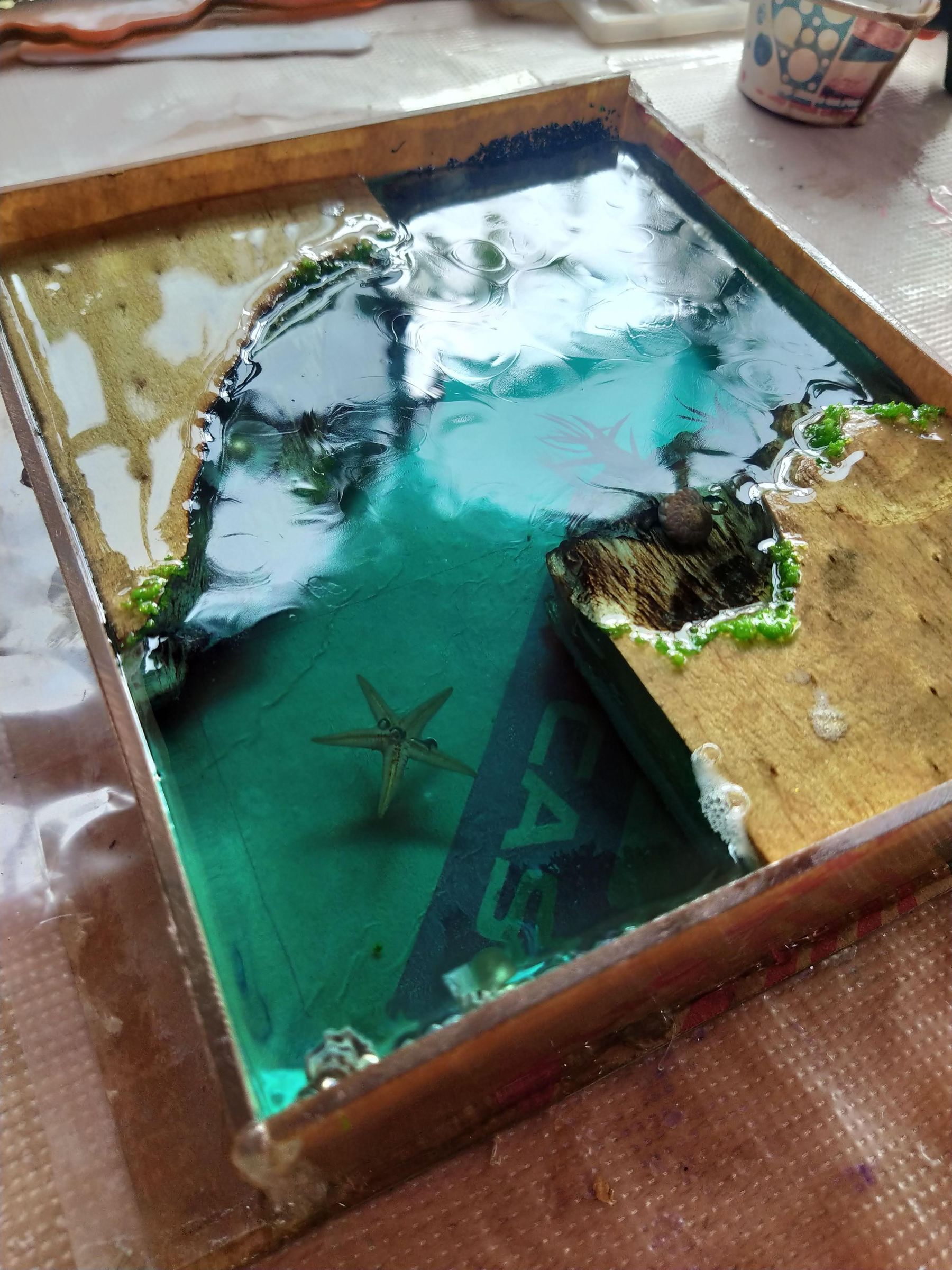 Ocean Blue Night Lamp : 15 Steps (with Pictures) - Instructables