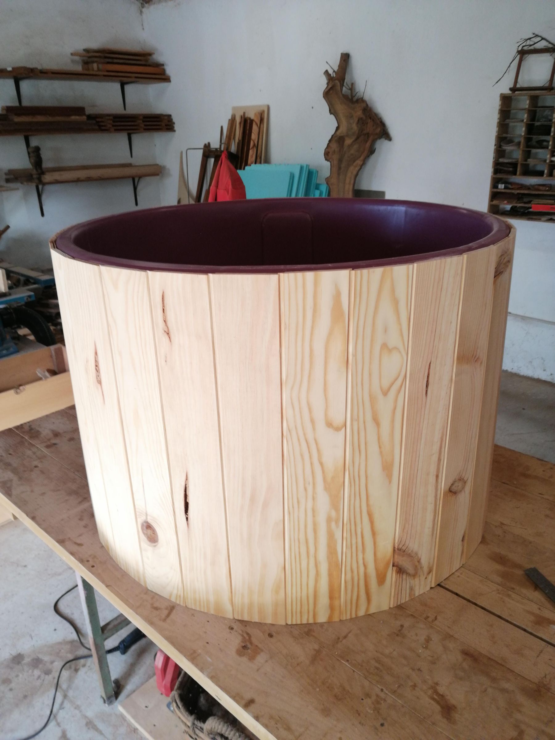 DIY Wooden Bathtub : 7 Steps (with Pictures) - Instructables