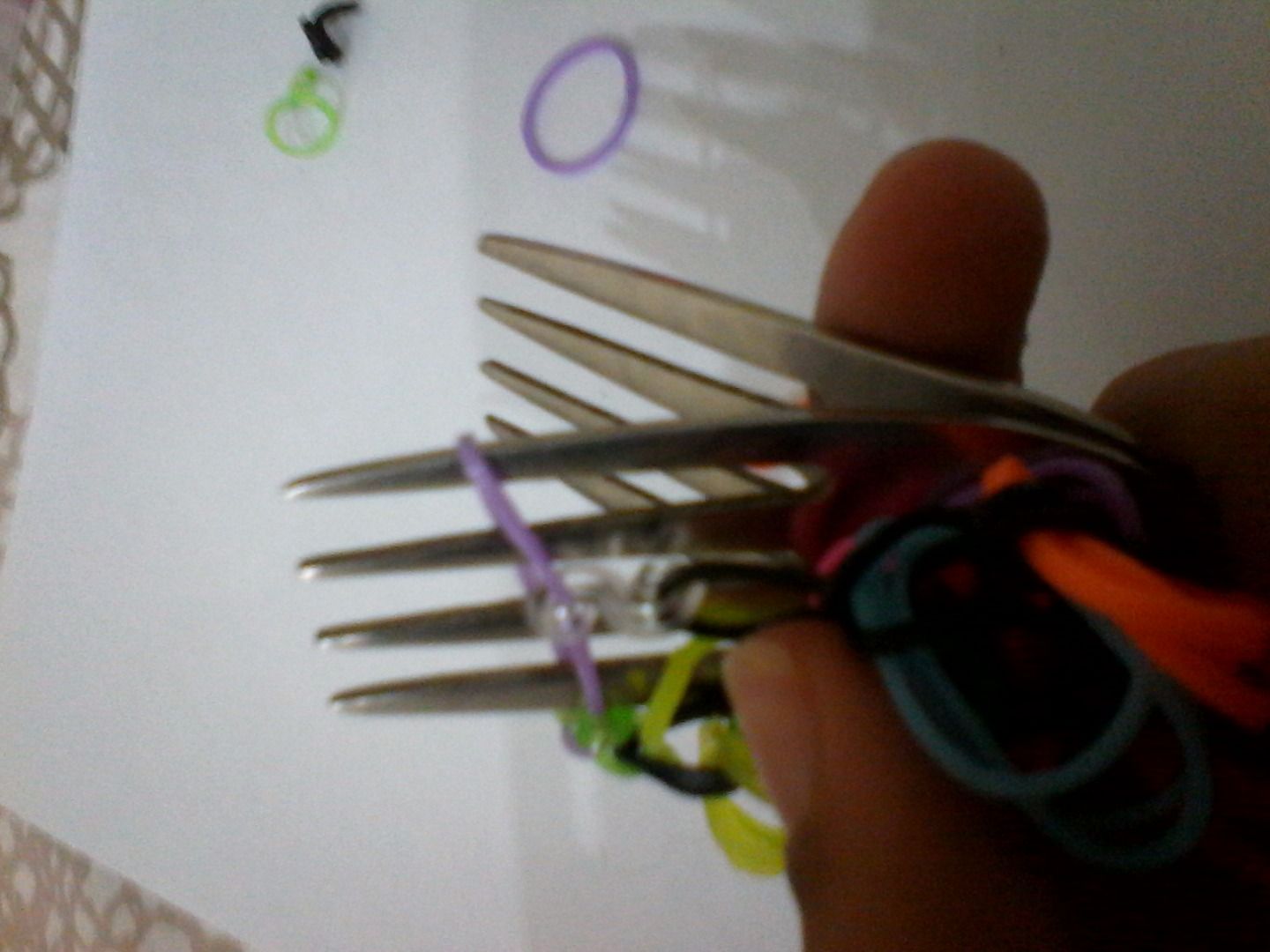 Rainbow Loom: Triple Link Chain : 7 Steps - Instructables