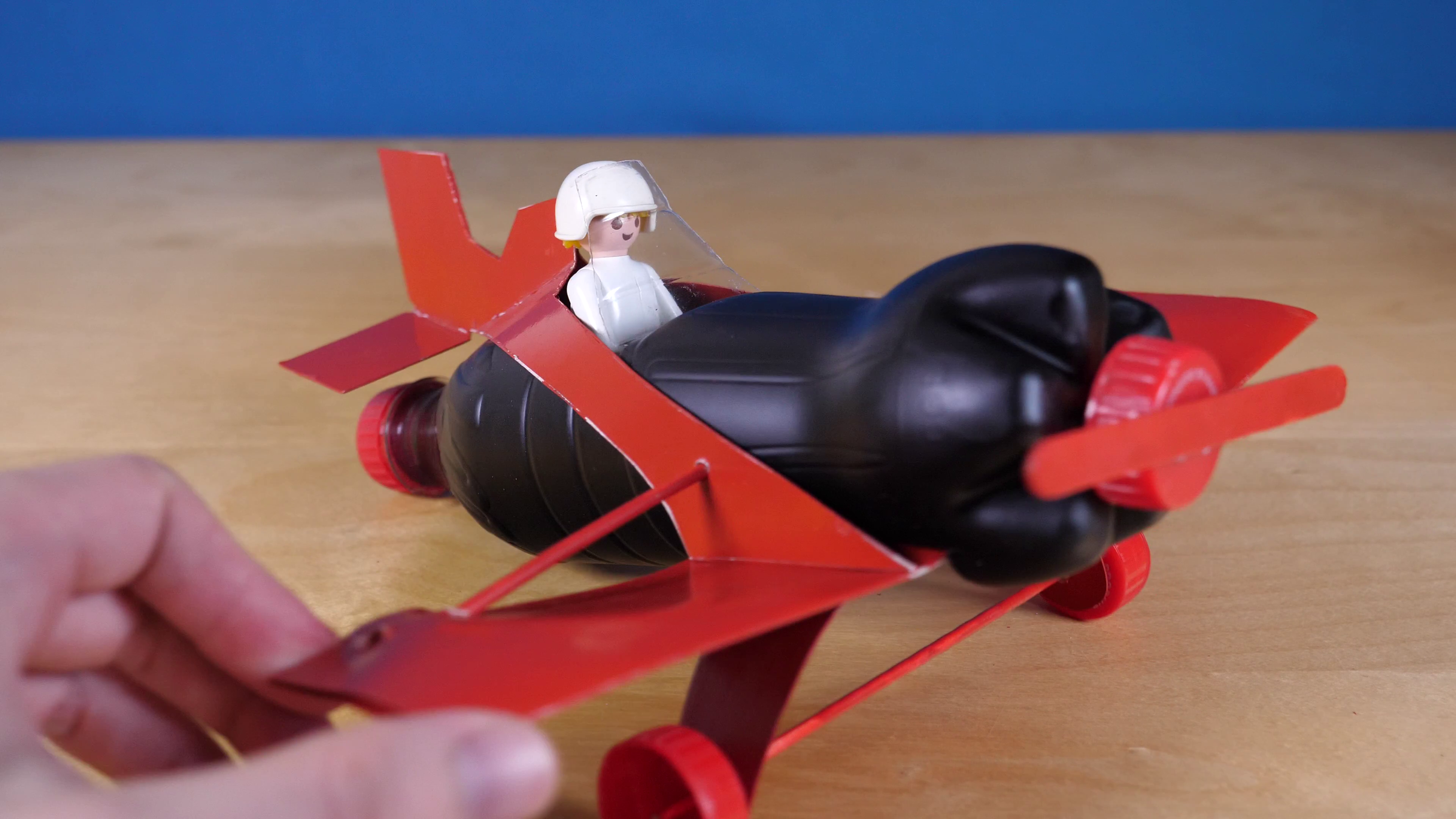 Plastic Bottle Airplane : 12 Steps (with Pictures) - Instructables