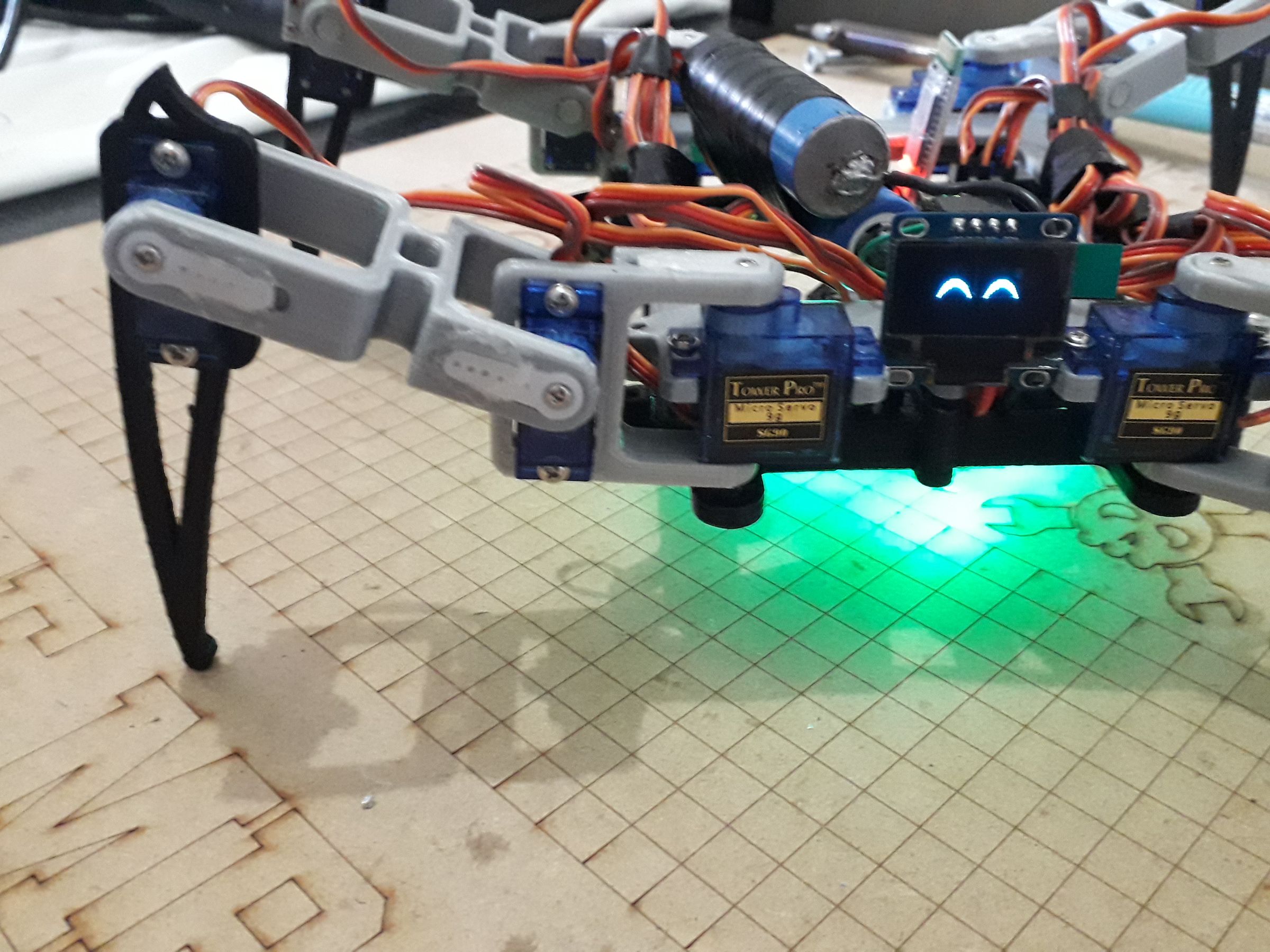 ARDUINO SPIDER ROBOT (QUADRUPED) : 7 Steps - Instructables