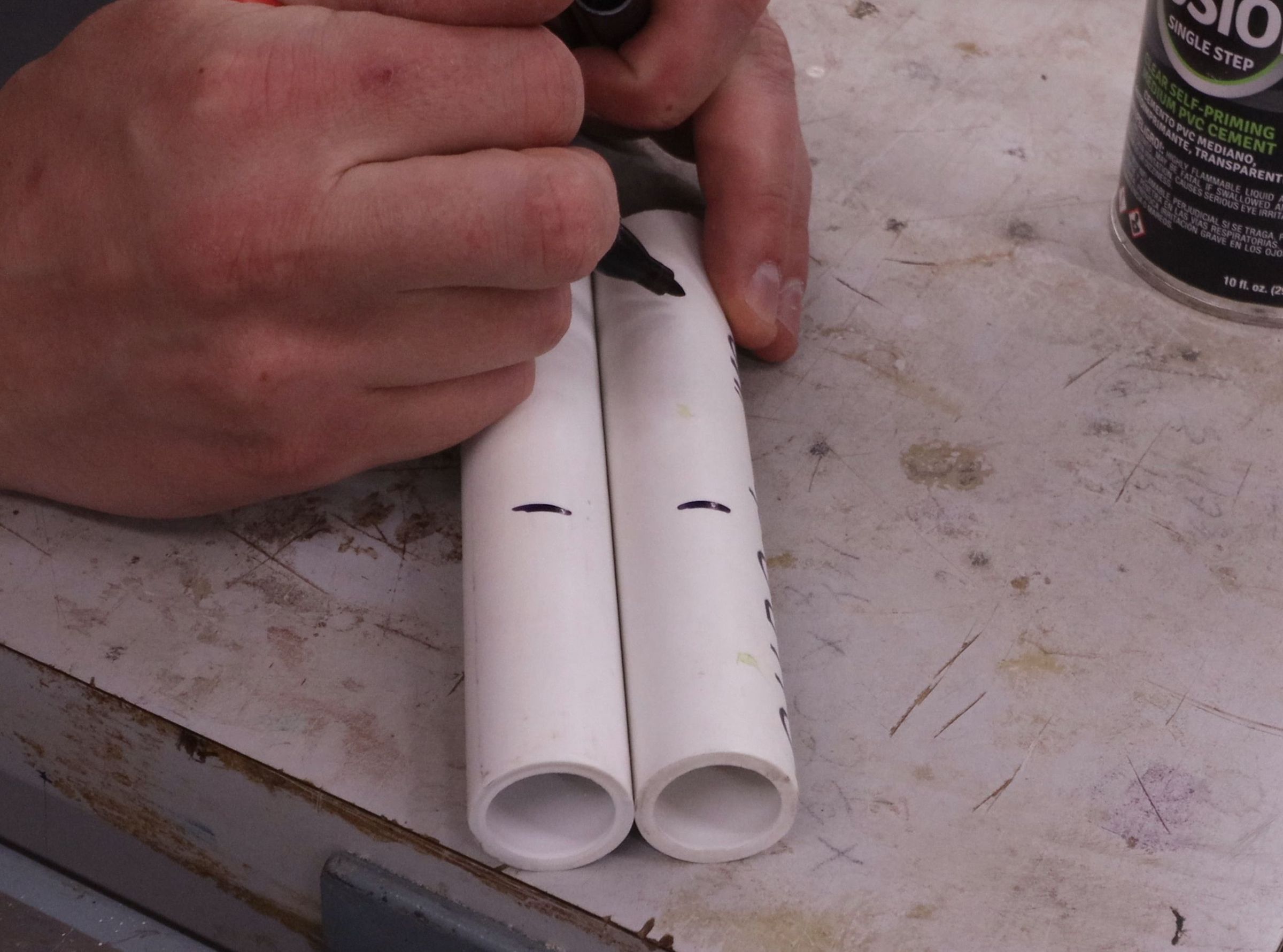 DIY Inexpensive Collapsible Projector Screen Frame : 8 Steps (with ...