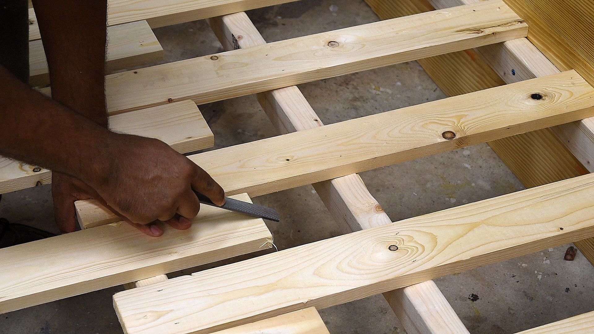 How to Make a SOFA That Turns Into a BED : 10 Steps (with Pictures ...