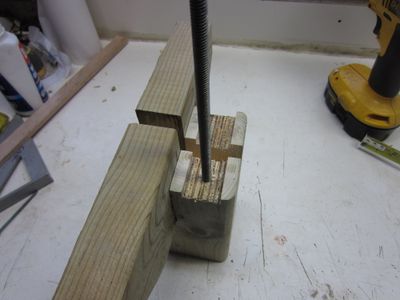 Portable Snowboard Tuning Stand/Vise : 7 Steps (with Pictures ...
