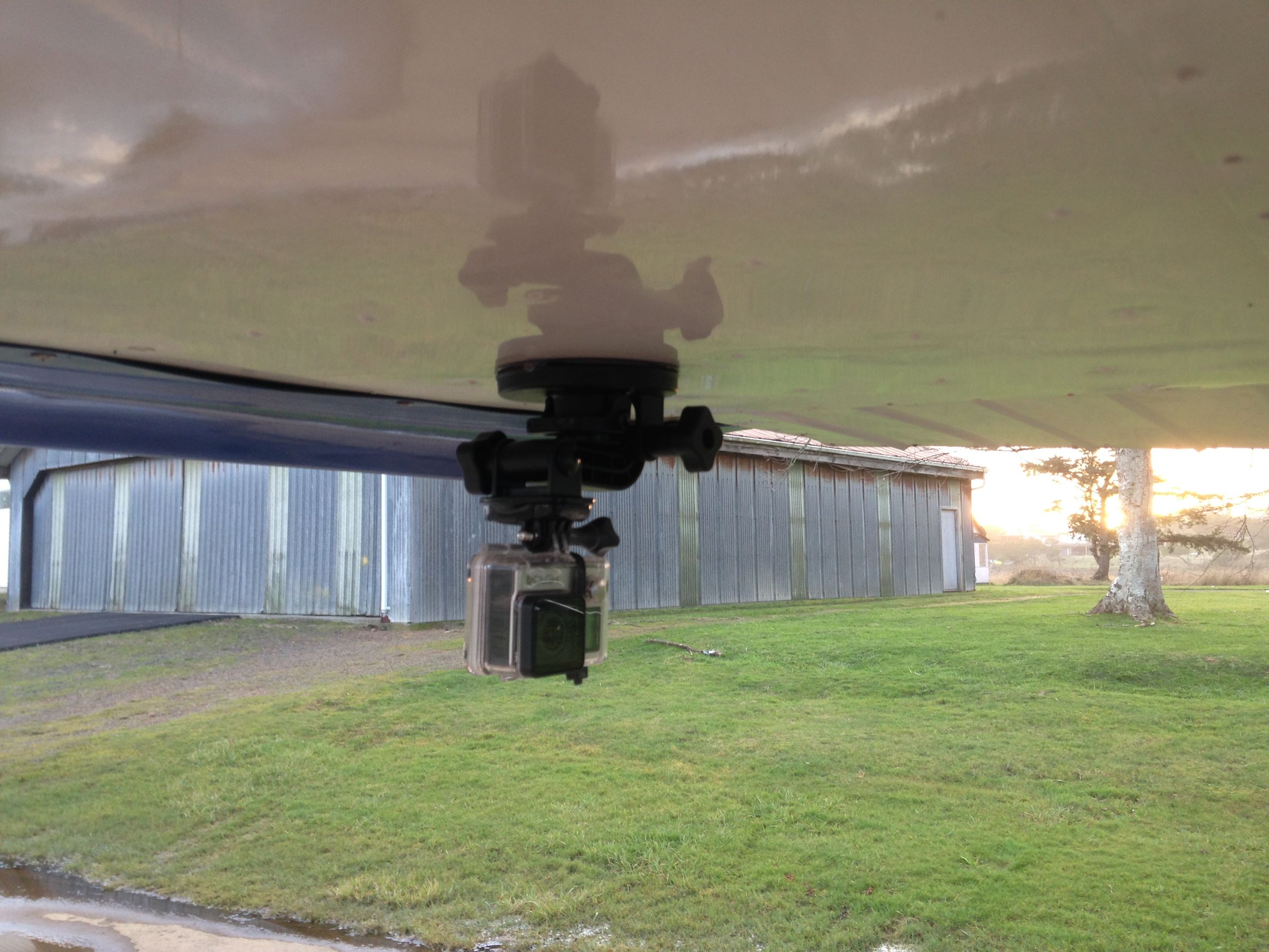 Mounting a Camera on a Plane : 5 Steps - Instructables