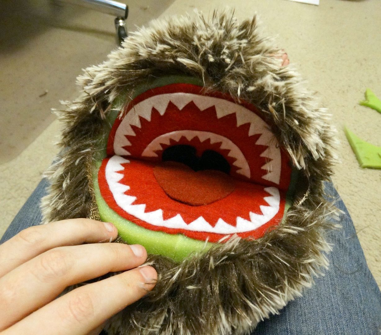 Dark Crystal Fizzgig Inspired Puppet : 11 Steps (with Pictures ...