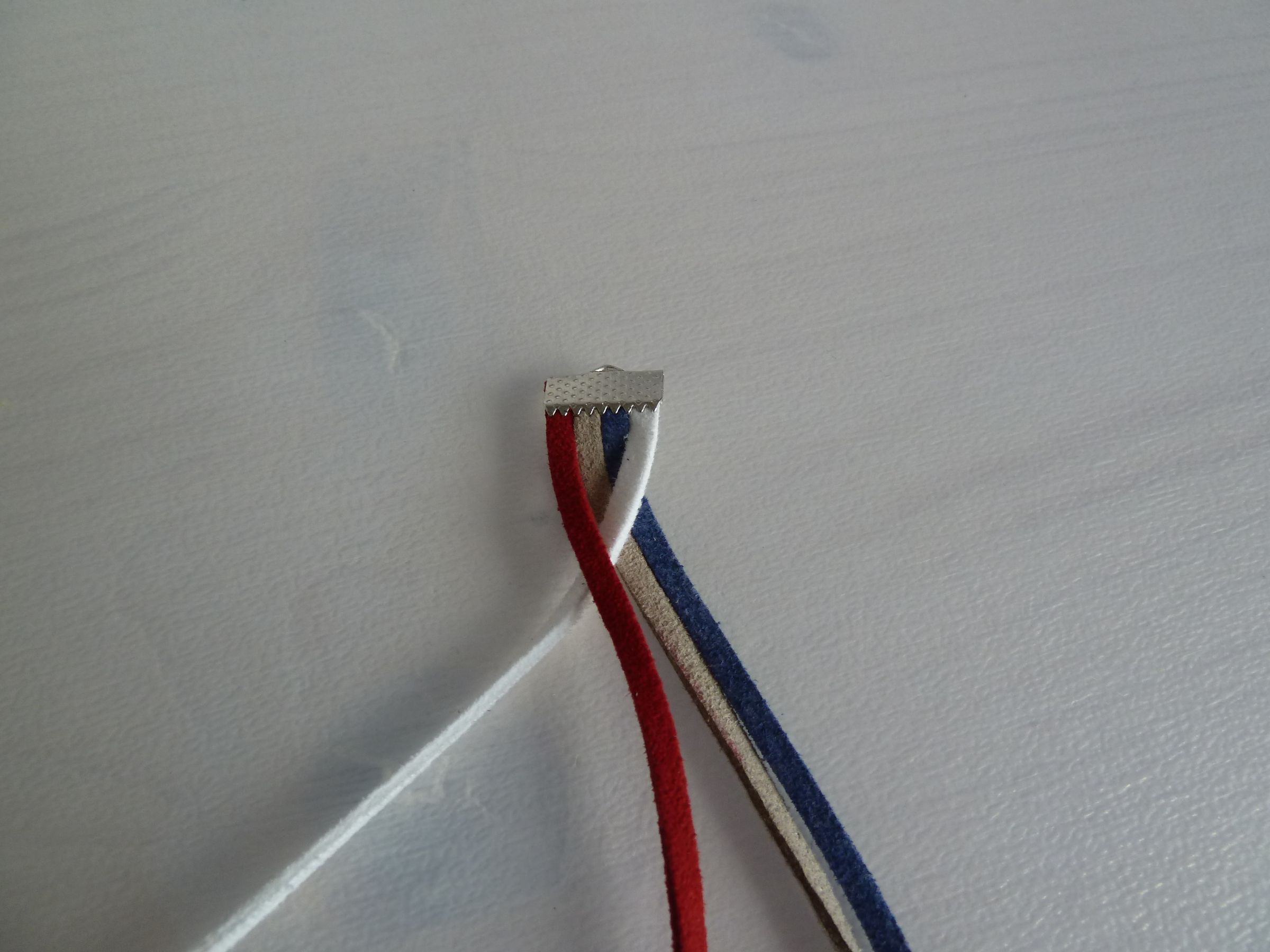 Four Strands Braided Bracelets : 8 Steps (with Pictures) - Instructables