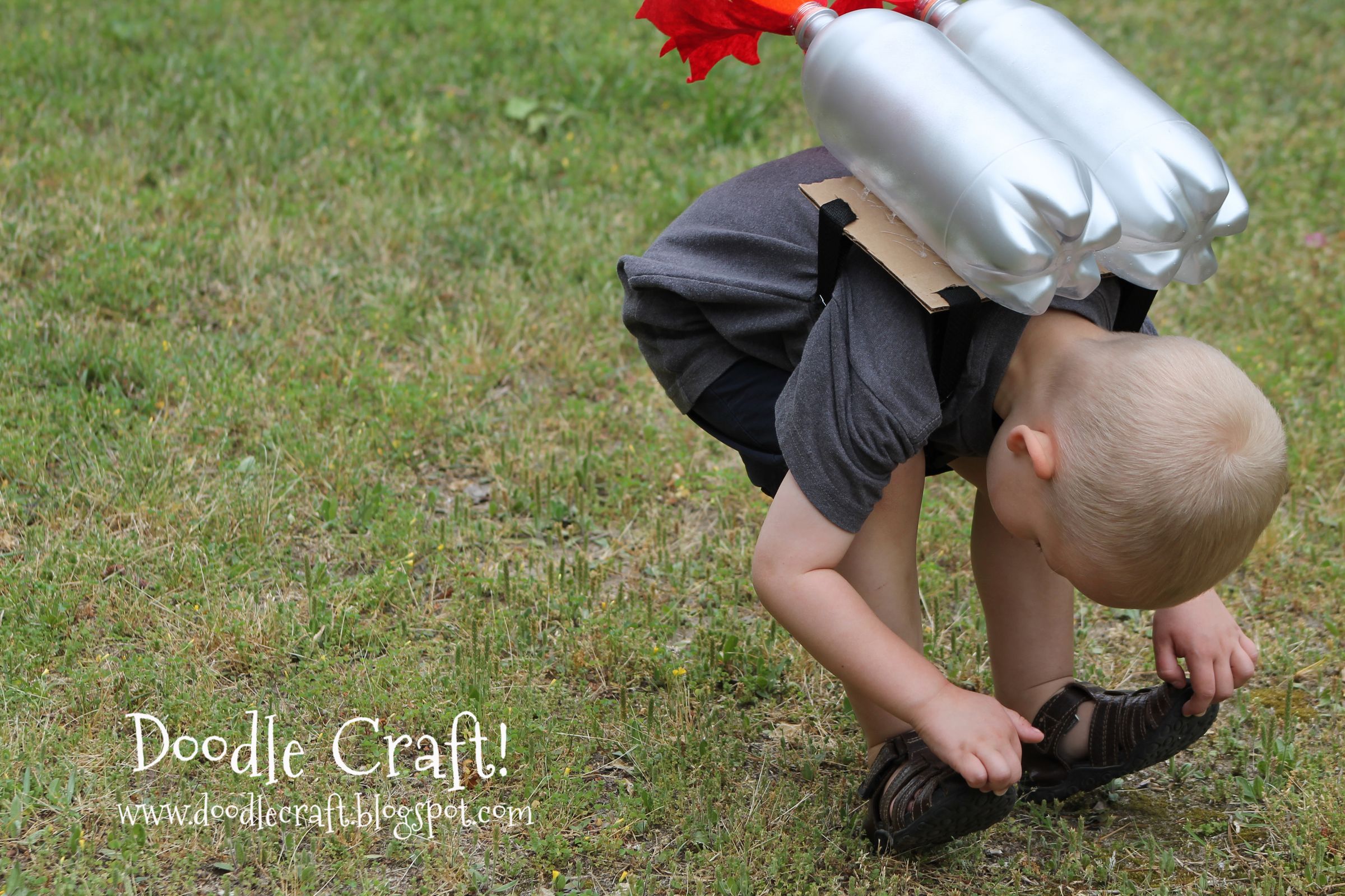 Kids Super Sci-Fi Rocket Fueled Jet Pack Made for Pennies! : 5 Steps ...