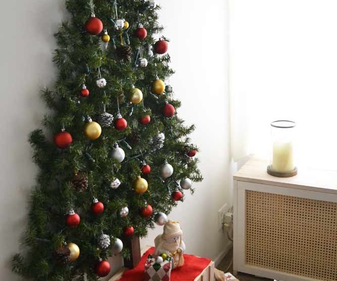 Wall Mounted Christmas Tree : 5 Steps (with Pictures) - Instructables