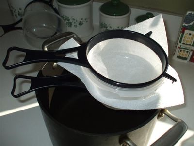 Cooking Oil Filter / Strainer - Cheap, Easy and Effective : 3 Steps ...