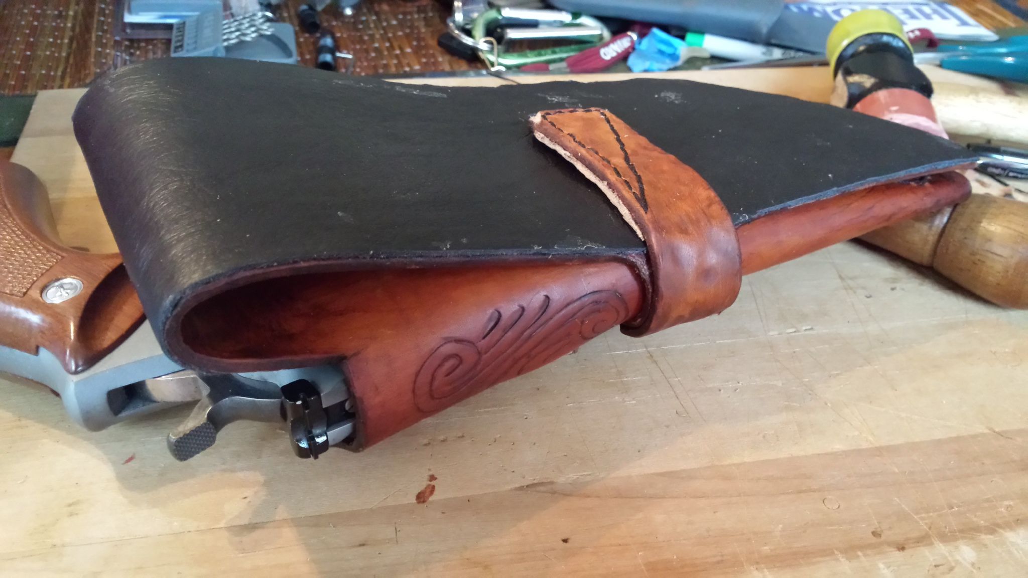 Cowboy / Western Style Leather Holster : 9 Steps (with Pictures ...