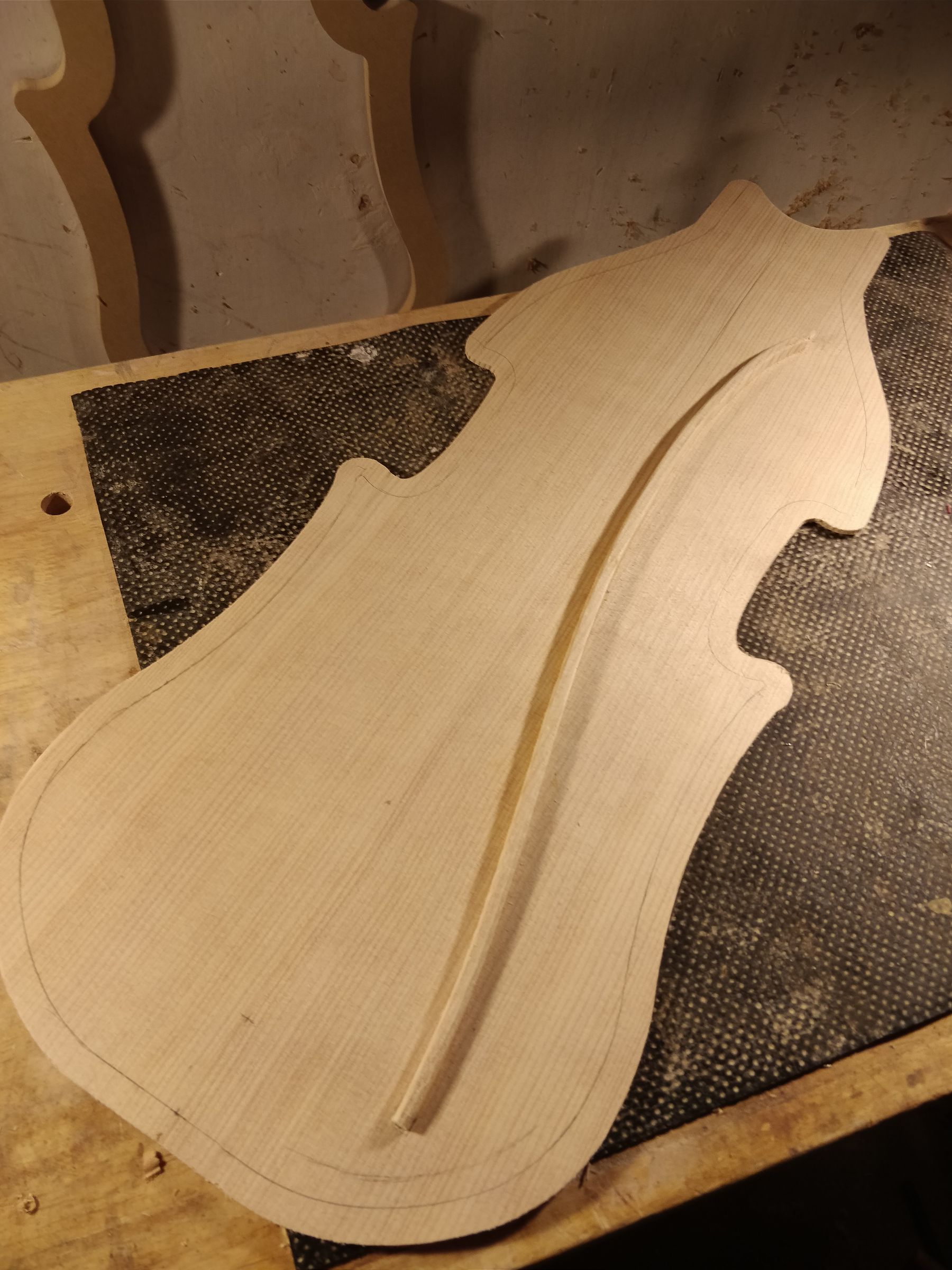 Making a Tenor Nyckelharpa : 10 Steps (with Pictures) - Instructables