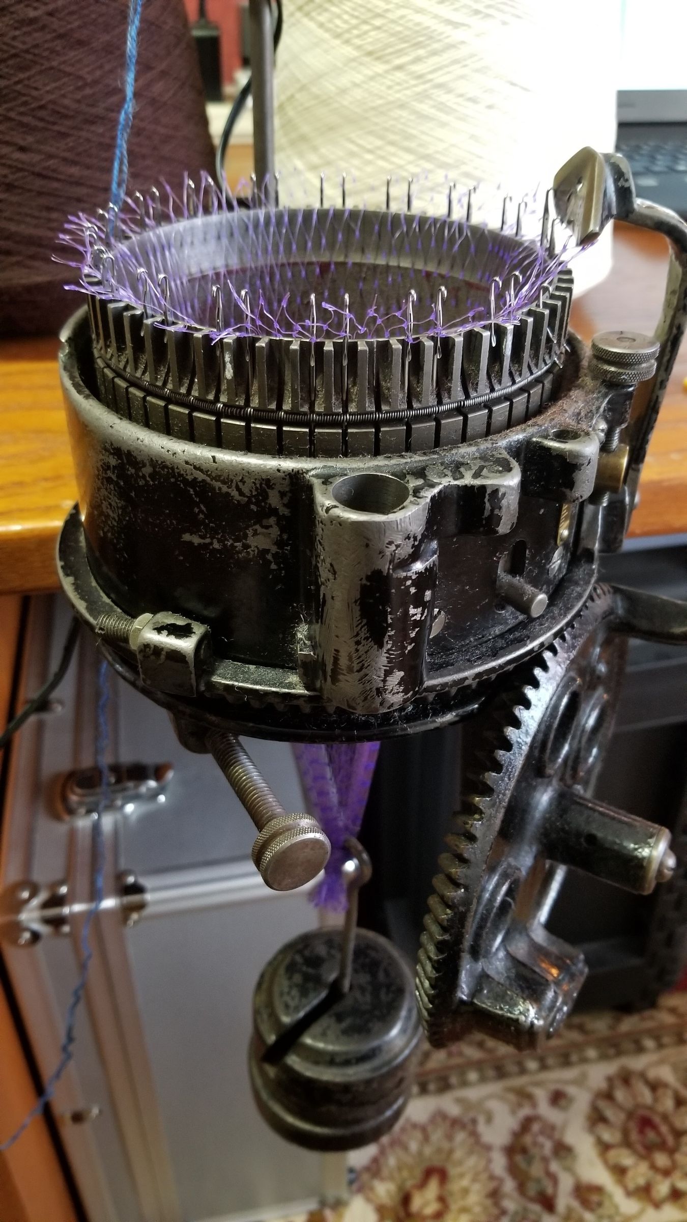 Socks the Old Way on a CSM : 52 Steps (with Pictures) - Instructables