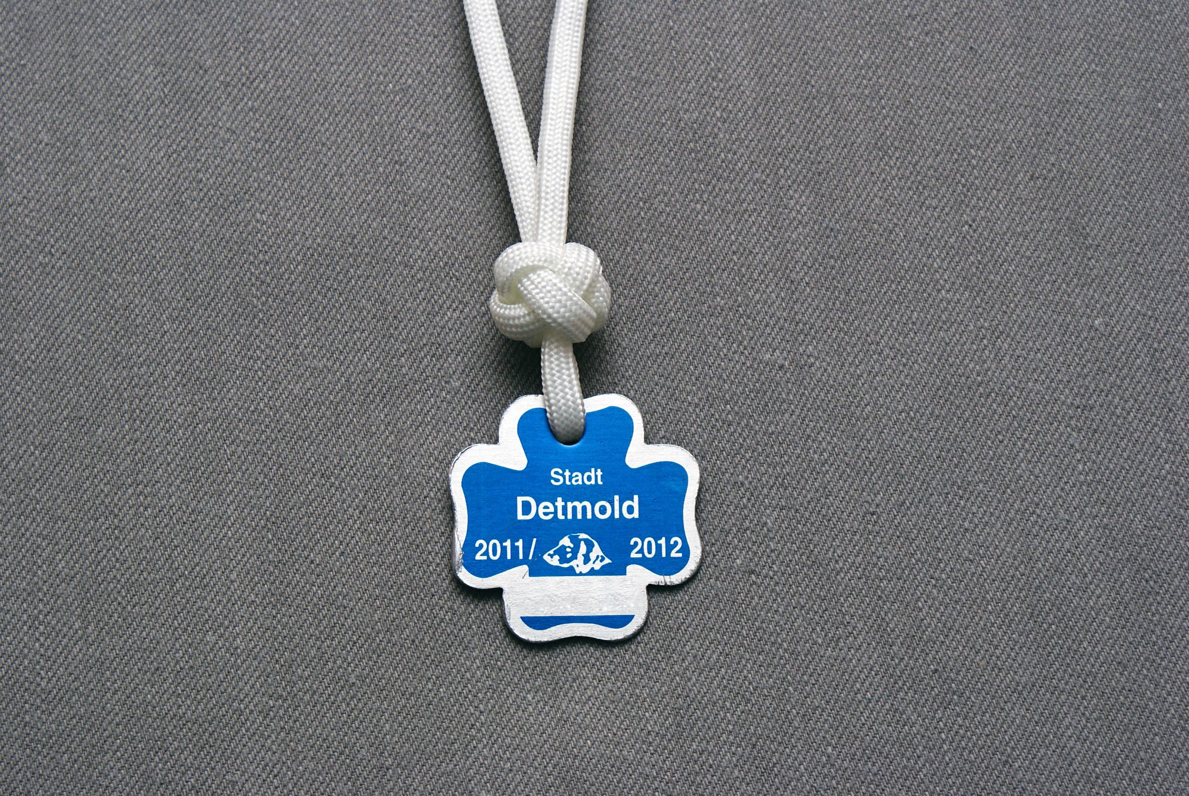 Paracord Dog Tag Holder : 7 Steps (with Pictures) - Instructables